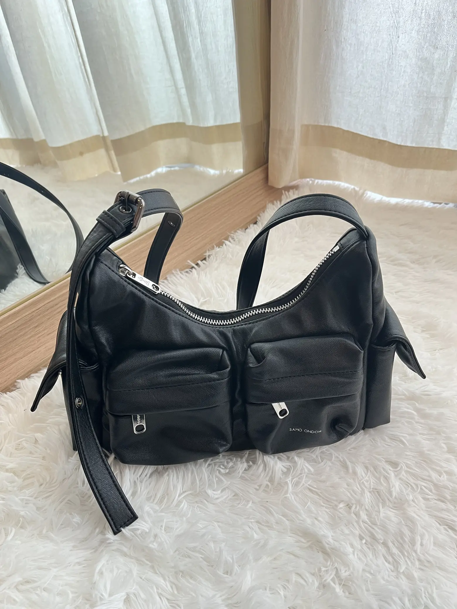 SAMO ONDOH Latest Scratch Strap Bag🩶 | Gallery posted by AK | Lemon8