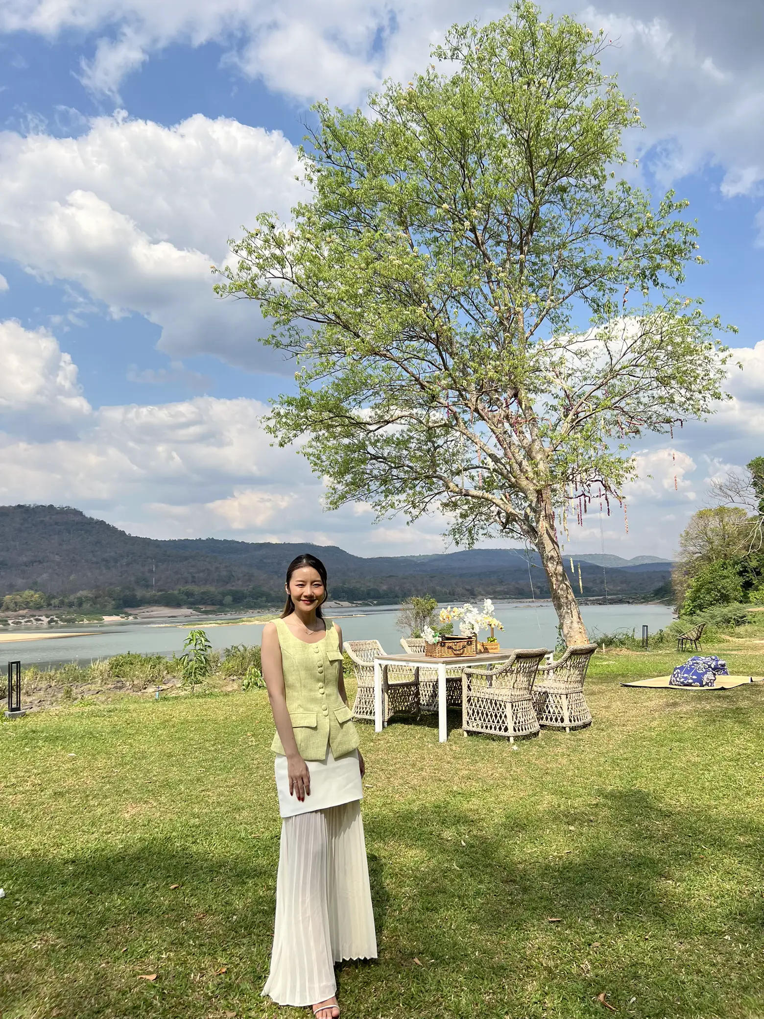 เมื่อธีมงานแต่งเพื่อนสนิทสีเขียว | แกลเลอรีที่โพสต์โดย Anne JB | Lemon8