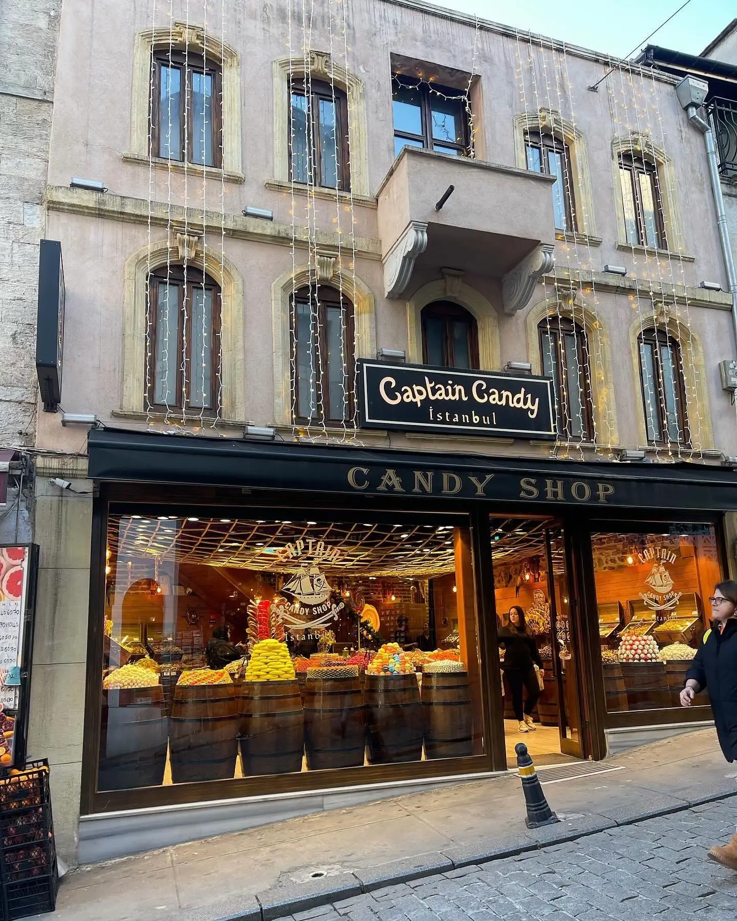 Discover Istanbul, where East meets West 🇹🇷 | Gallery posted by Nicha 🤍 ...