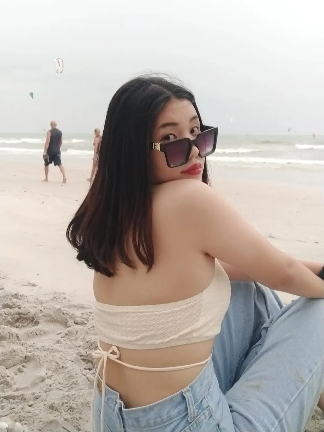 How to ถ่ายรูปคนเดียวที่ทะเล🌊 ️ | แกลเลอรีที่โพสต์โดย Khim Metaporn | Lemon8