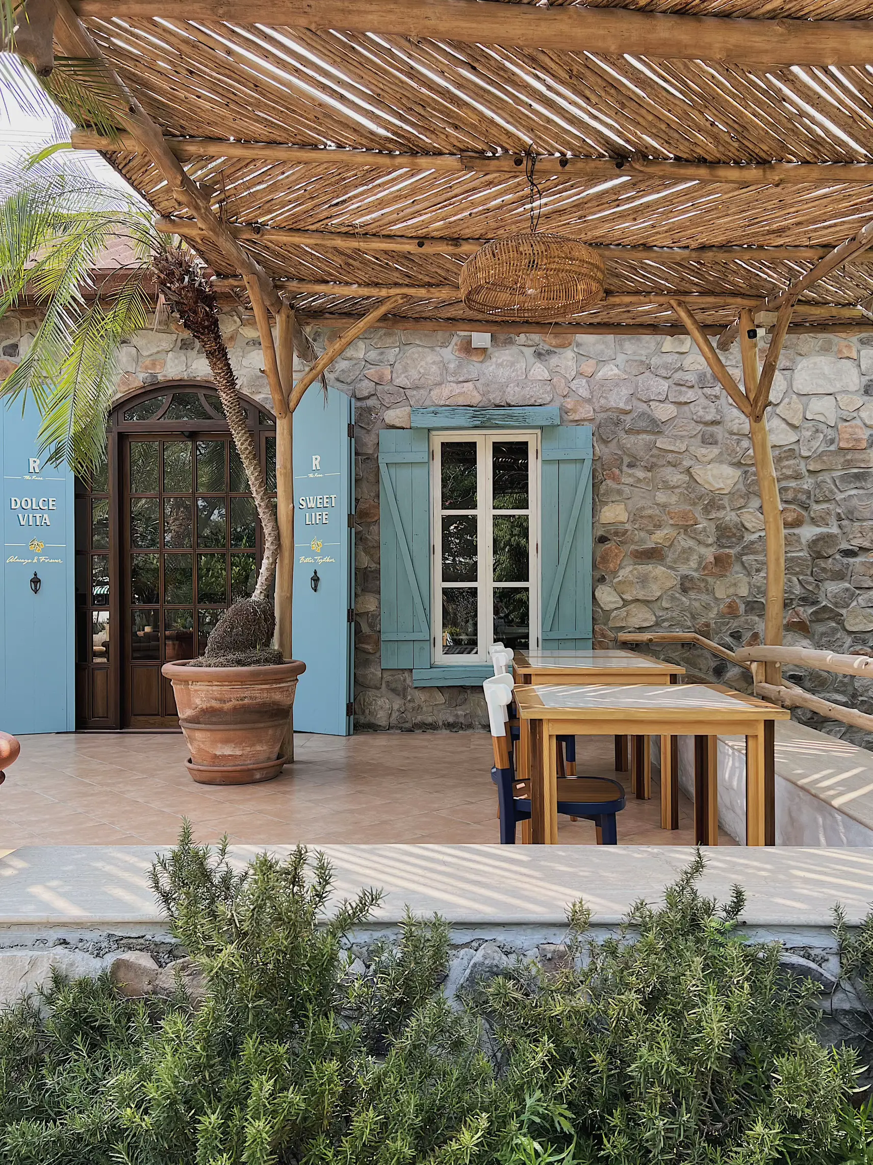 The Reise ร้านอาหารอิตาเลี่ยนมู้ดดี มุมถ่ายรูปเยอะมาก | แกลเลอรีที่ ...