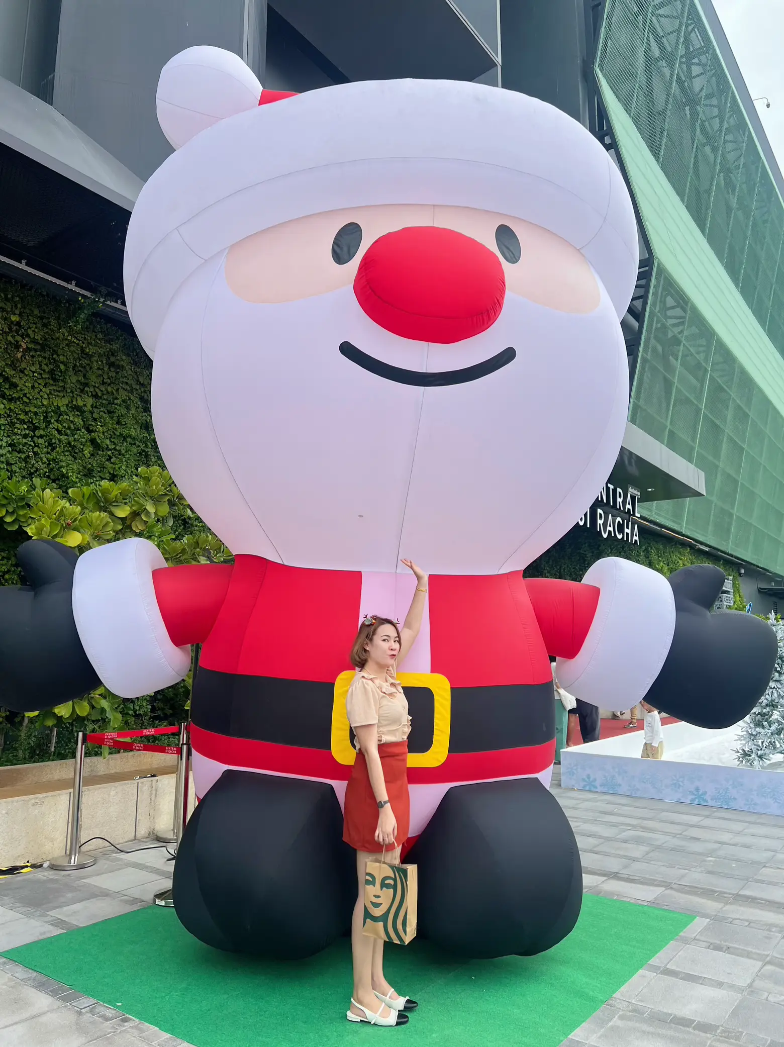 CHARLES & KEITH น้องสวยแต่น้องกัดค่ะ🥲 | แกลเลอรีที่โพสต์โดย Ma riam | Lemon8