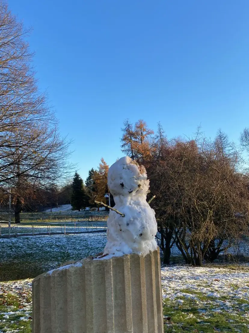 First Snow in Bath | แกลเลอรีที่โพสต์โดย bam | Lemon8