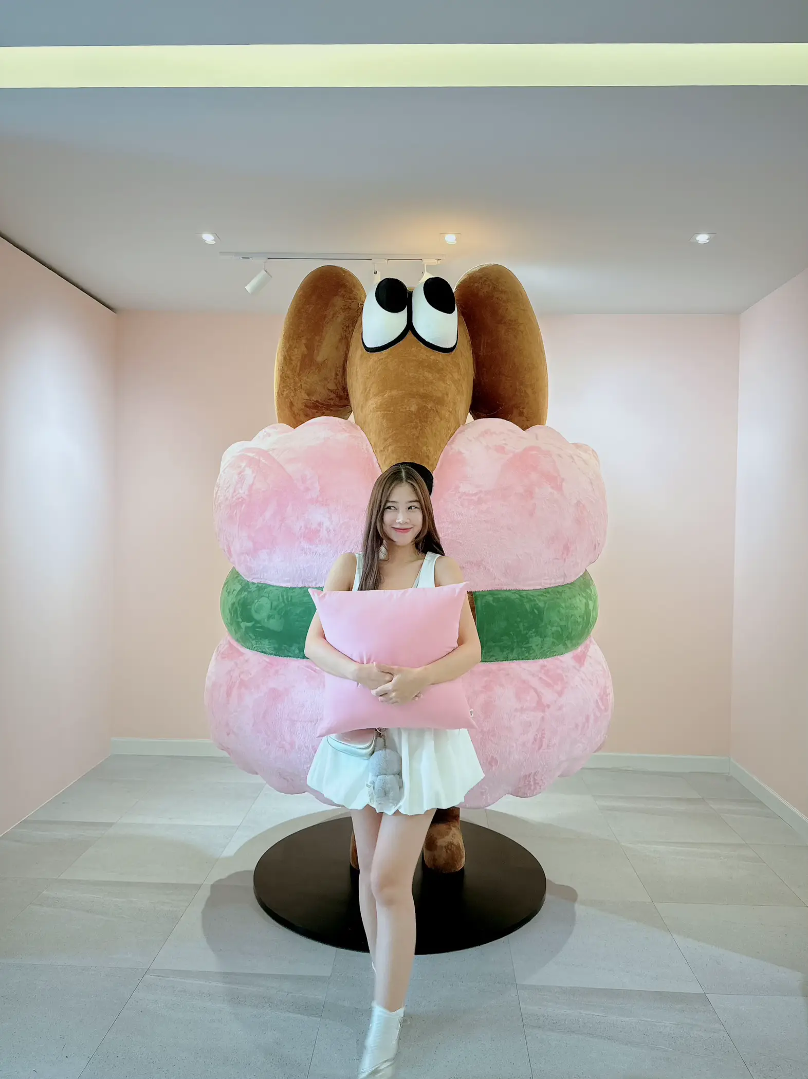 Yesterday Wednesday Tomorrow 🐶☁️🩵 | แกลเลอรีที่โพสต์โดย MINK 🔆 | Lemon8