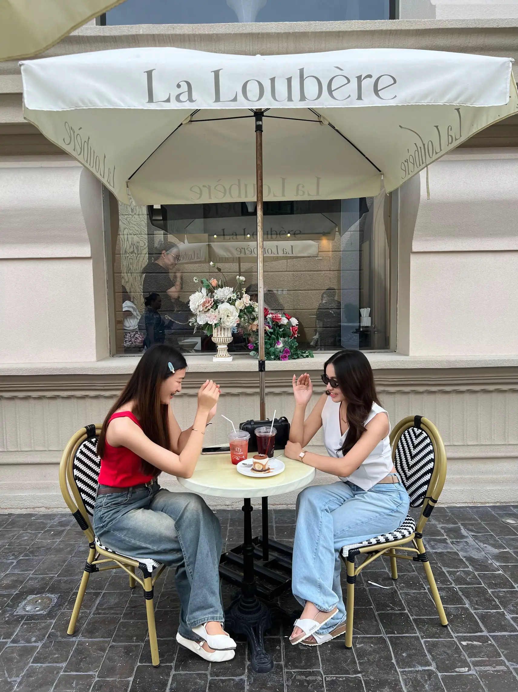 อัพเดต คาเฟ่สไตล์ยุโรป 🏛️💐🪞🥖🎀 | แกลเลอรีที่โพสต์โดย natcha.n | Lemon8