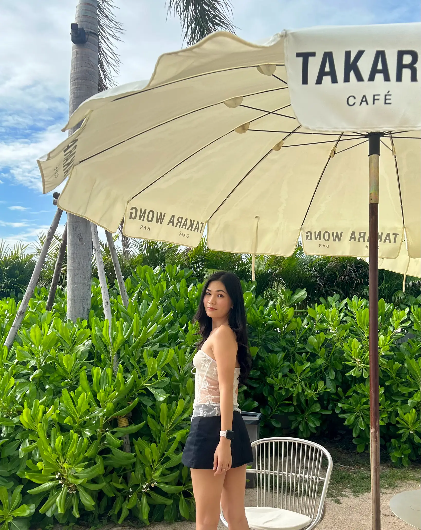 TAKARA CAFE & WONG BAR คาเฟ่ริมทะเลบางแสนเปิดใหม่ 🌴 | แกลเลอรีที่โพสต์โดย อารมณ์พาไป | Lemon8