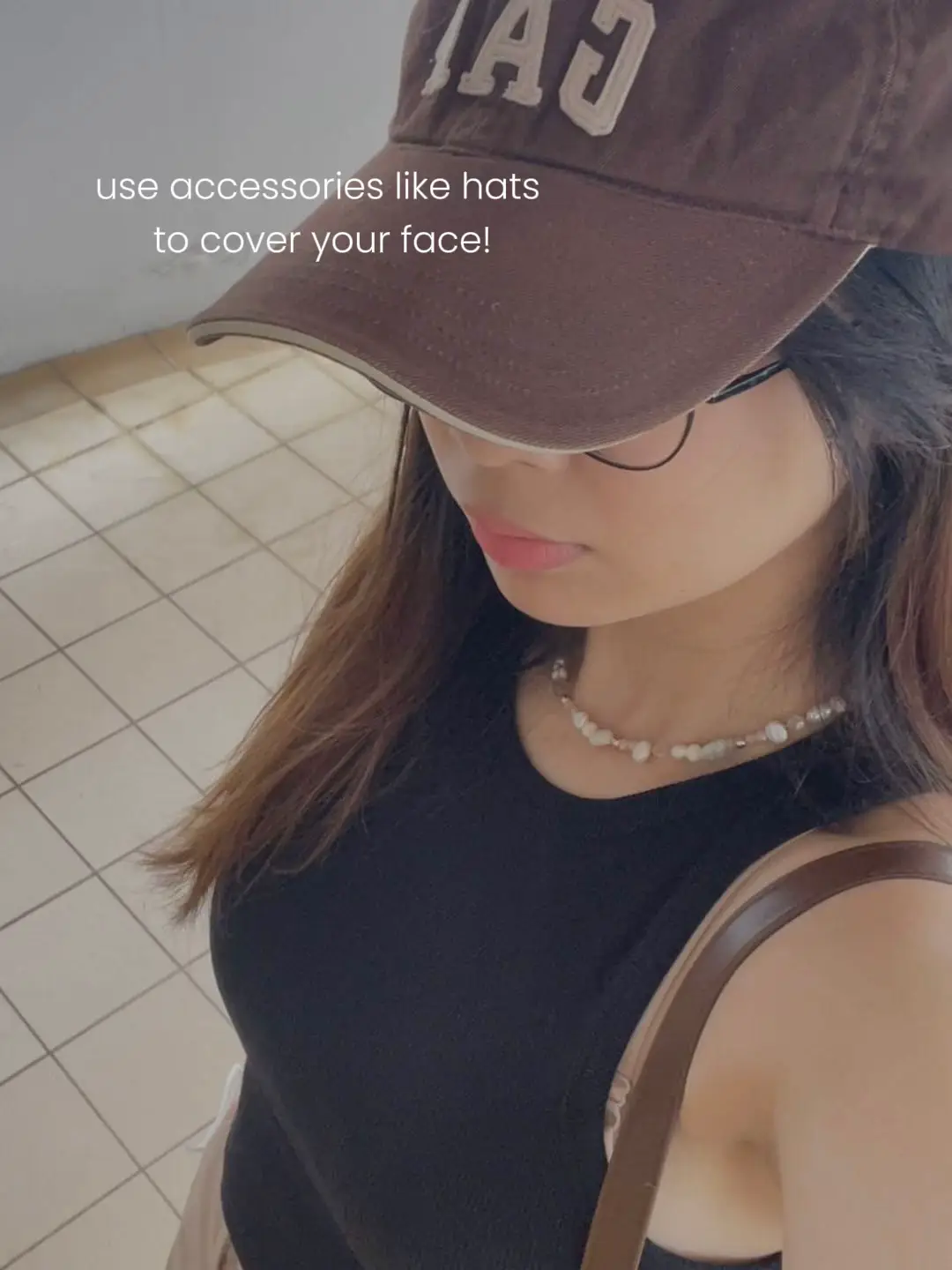 easy shy girl poses! | Gallery posted by chinyi ˚୨୧⋆｡˚ ⋆ | Lemon8