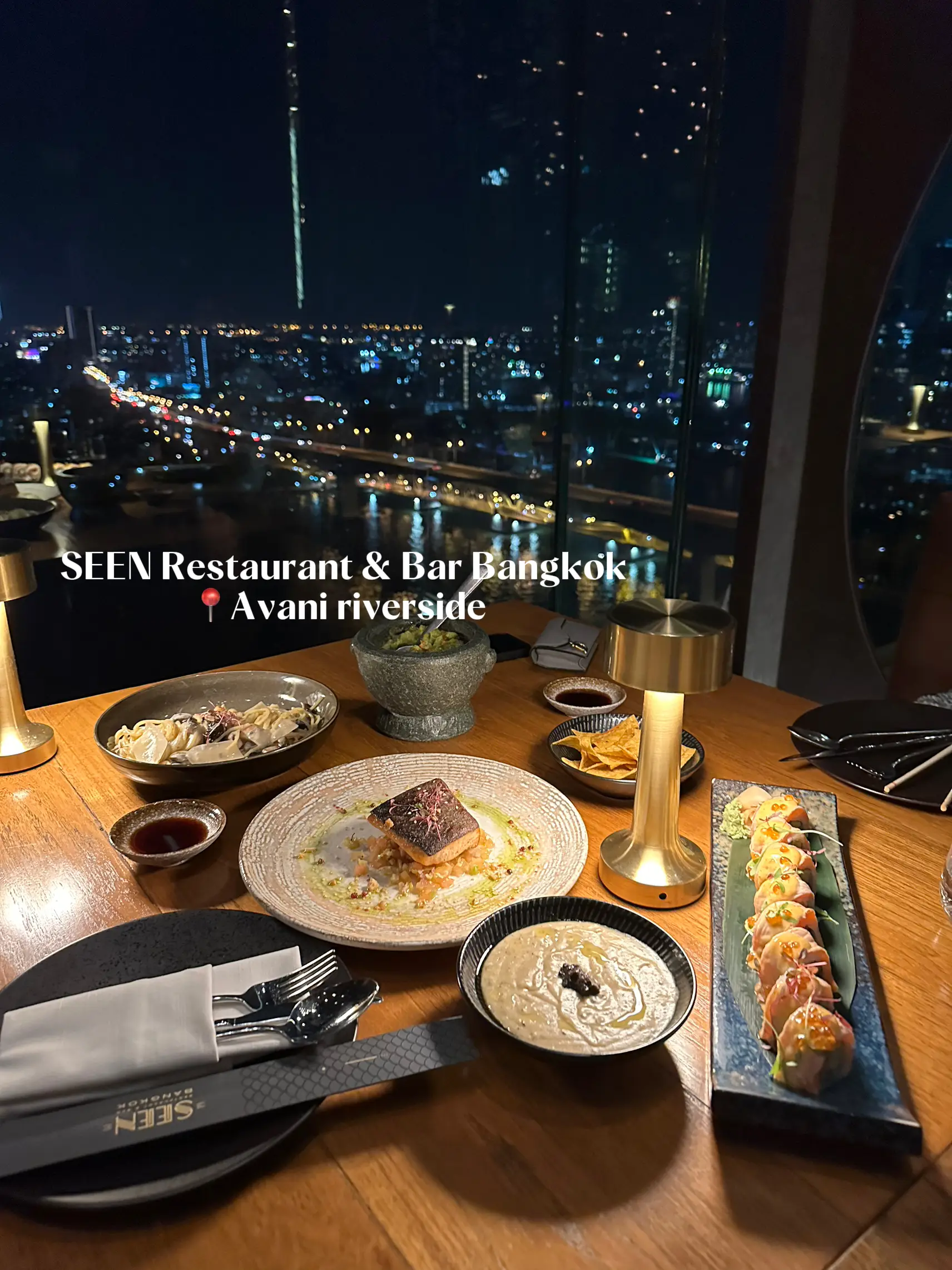 DINNER rooftop ใจกลางเมือง | แกลเลอรีที่โพสต์โดย Karn | Lemon8