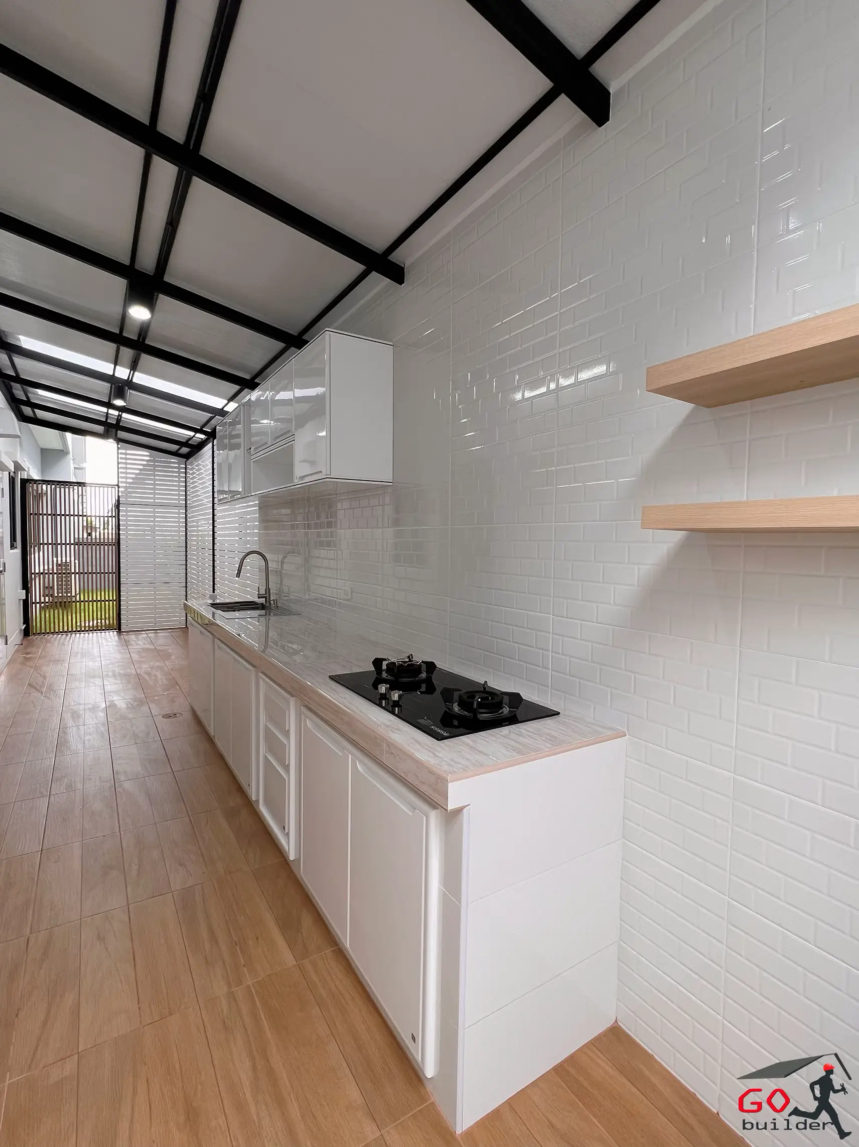 ครัวหลังบ้านแบบเปิด โปร่ง โล่ง สบาย อากาศถ่ายเทดี | แกลเลอรีที่โพสต์โดย GO builder | Lemon8