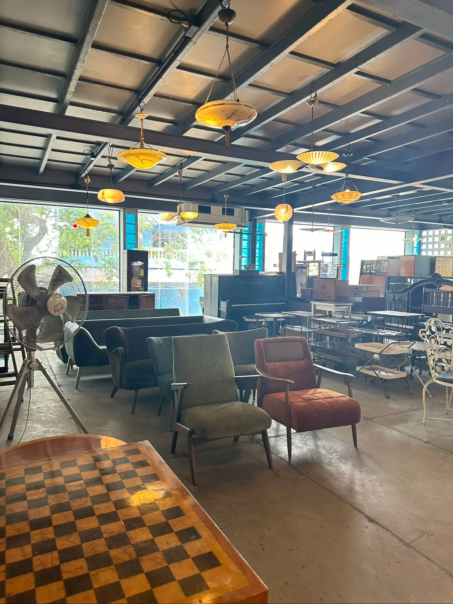 Papaya studio โกดังเฟอร์นิเจอร์ ย่านสุขาภิบาล 5 | แกลเลอรีที่โพสต์โดย ...