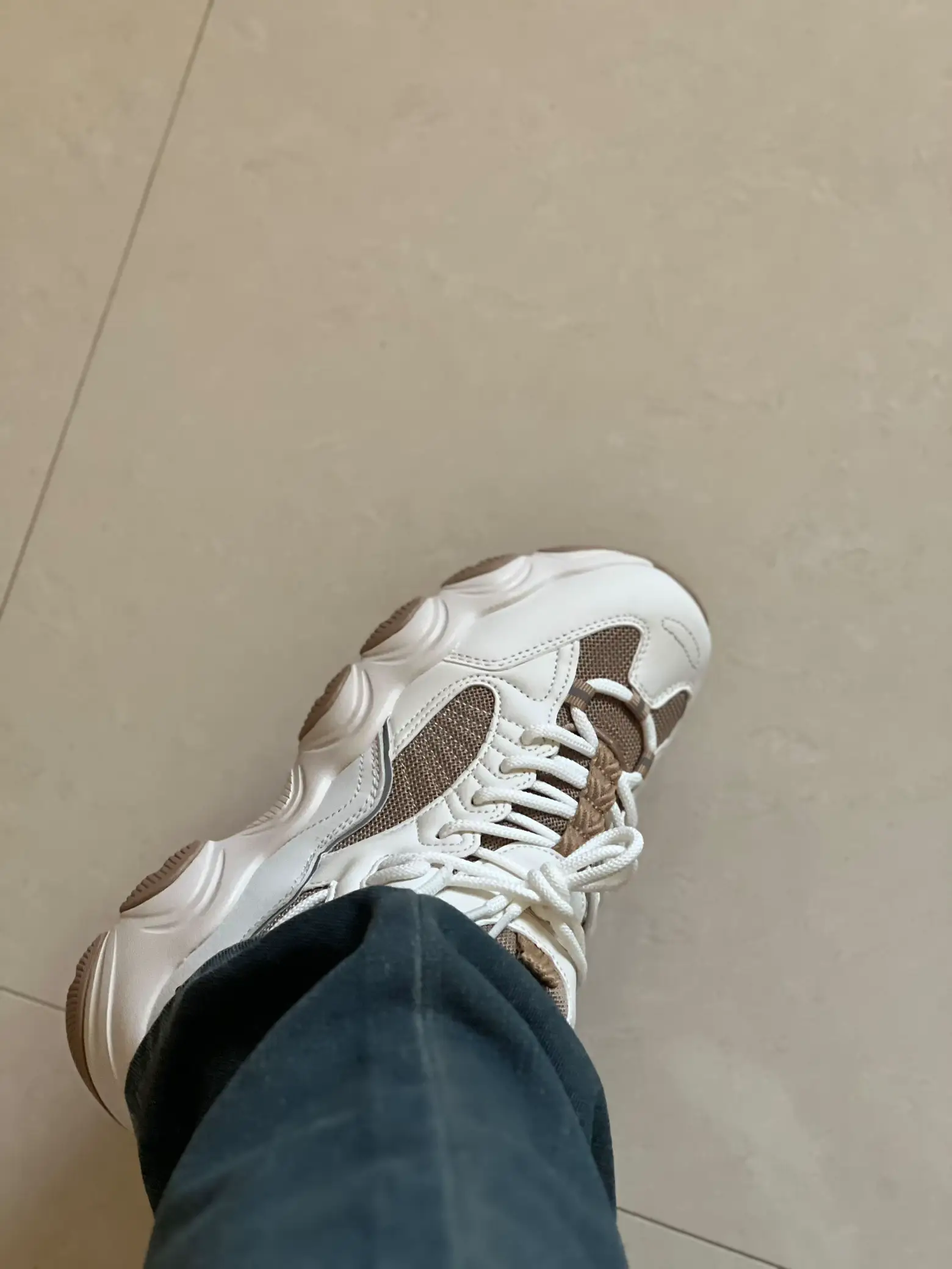 บอกต่อรองเท้าราคาสุดคุ้มไม่ถึง 7XX.- | แกลเลอรีที่โพสต์โดย Far.S_Story ...