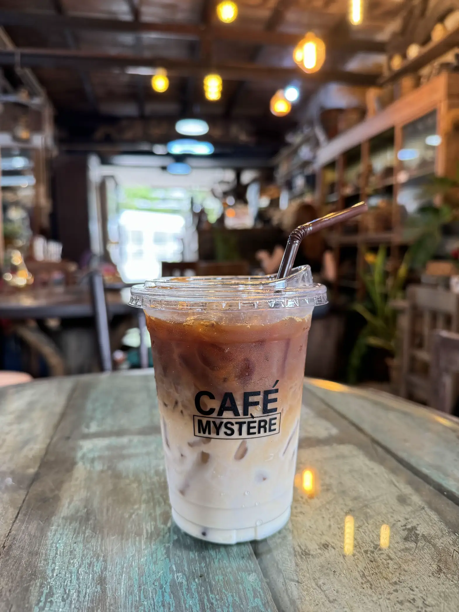 คาเฟ่ลับ ติดMRT กำแพงเพชร | แกลเลอรีที่โพสต์โดย alis :) ⛰️🐛🍃 | Lemon8