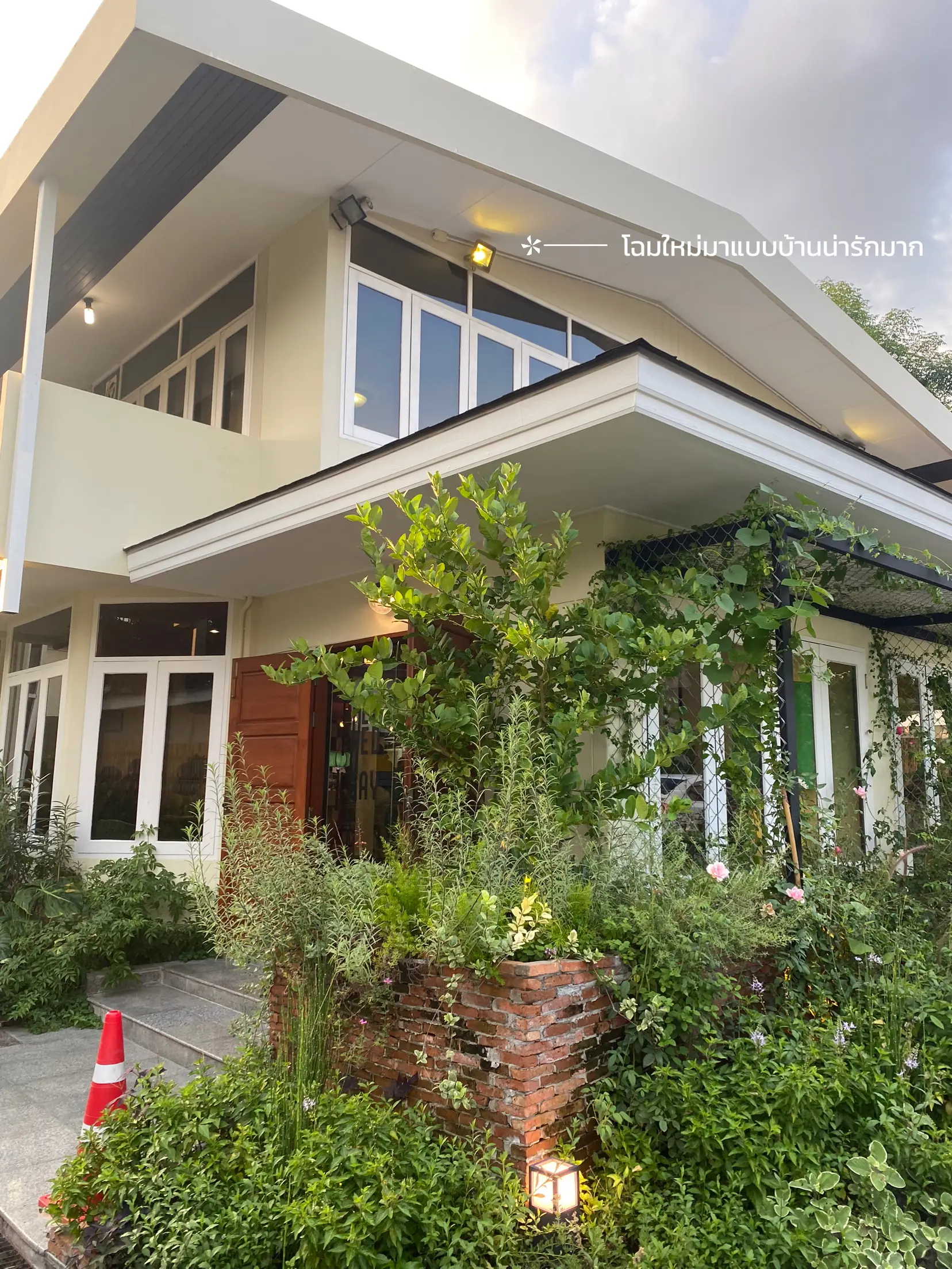 PHED PHED LHAY : เผ็ด เผ็ดหลาย 🍋 | แกลเลอรีที่โพสต์โดย Pear Kiki | Lemon8