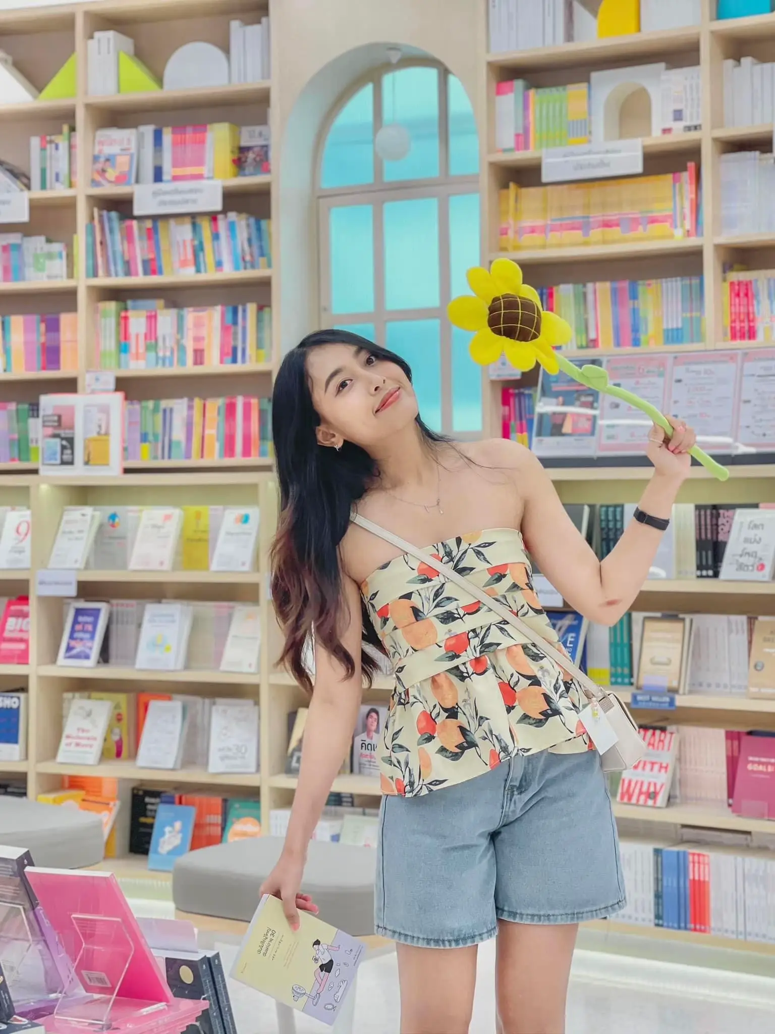 พิกัดมุมสงบ B2S `ห้องสมุดฟิลล์เกาหลี เกาใจ’ 🇰🇷📚 | แกลเลอรีที่โพสต์โดย 𑁍𝓟𝒕.𝒔𝒏𝒂𝒑 | Lemon8