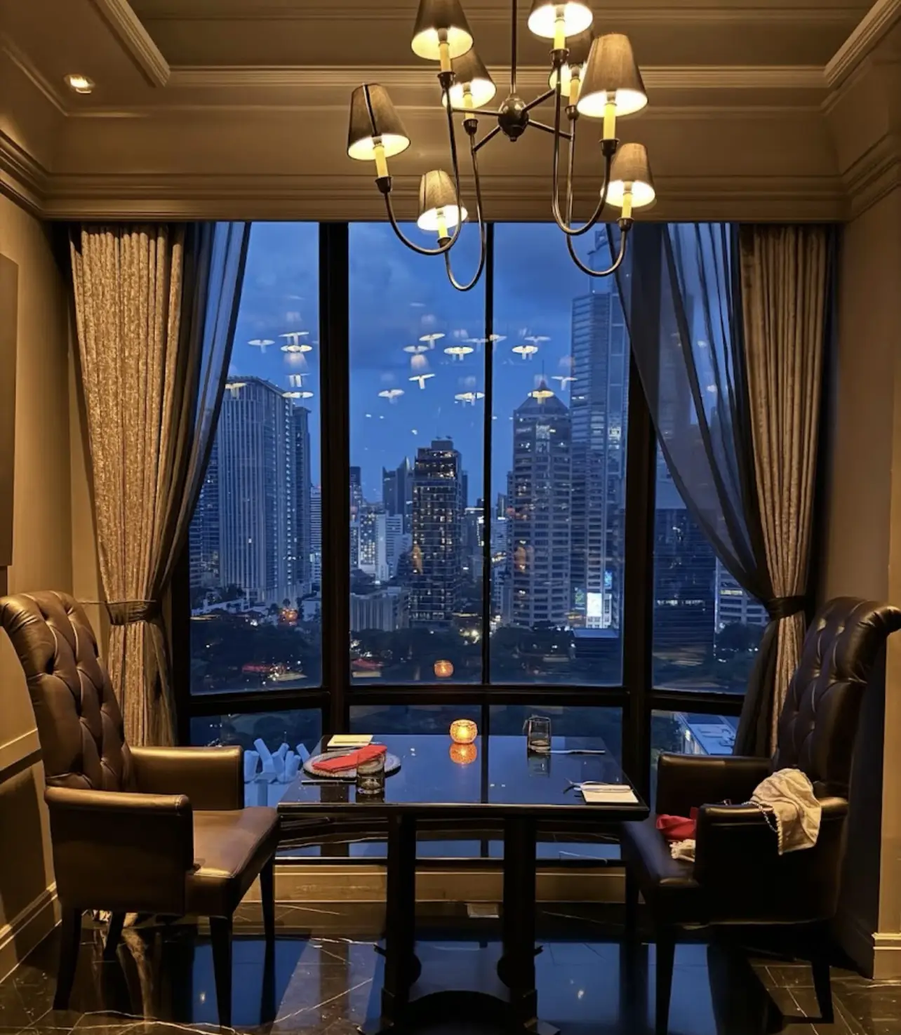 โรงแรมดินเนอร์สุดหรู!ถ่ายรูปปังงง🎀 | แกลเลอรีที่โพสต์โดย fenfen_芬芬 | Lemon8