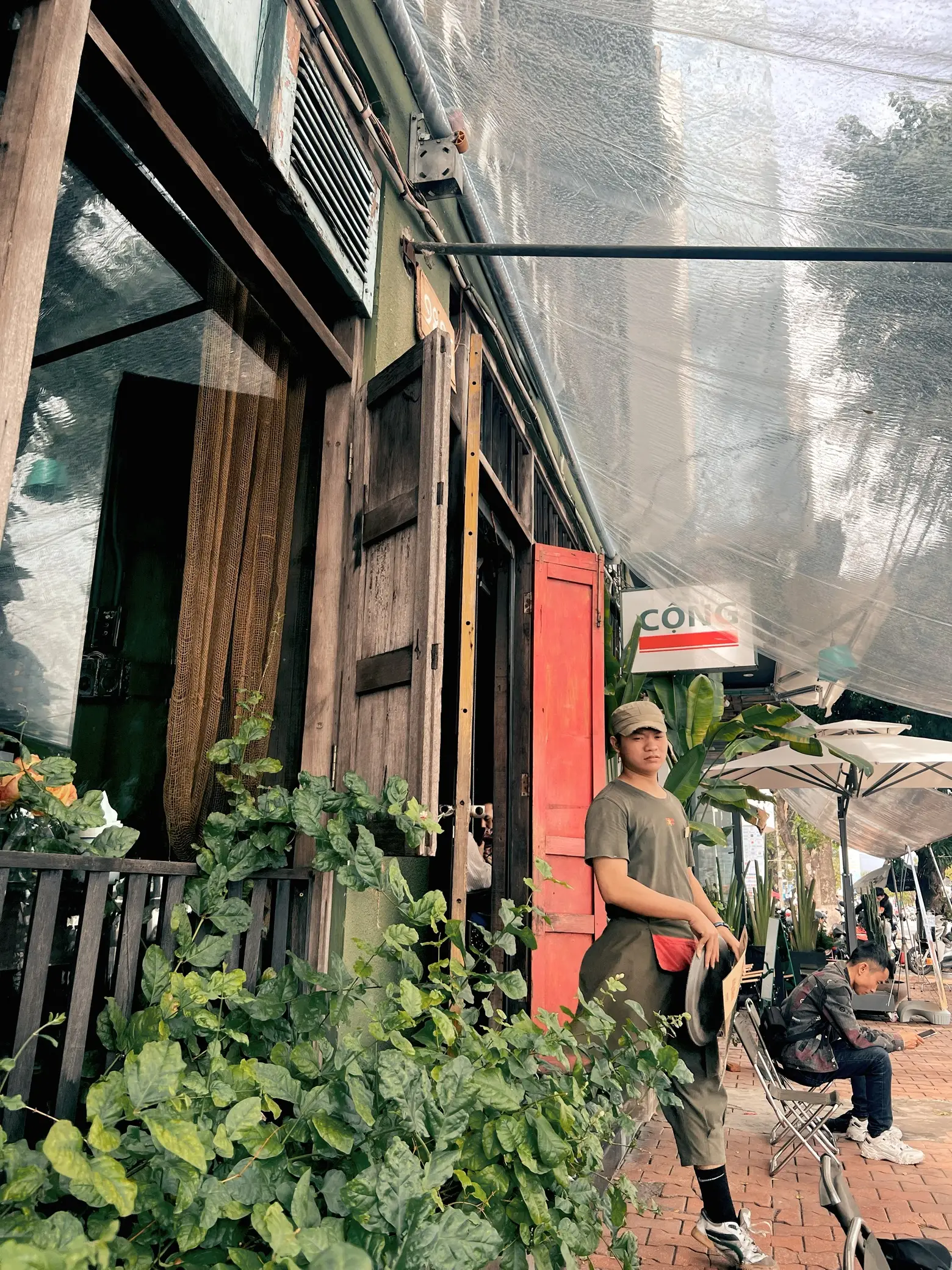 ไปเวียดนาม จะพลาดกาแฟได้ไง? ☕️ | แกลเลอรีที่โพสต์โดย M-150 | Lemon8