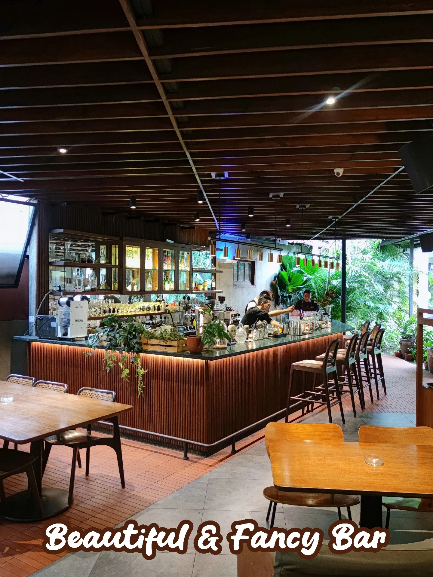 RECOMMENDED CAFE FANCY YANG NYAMAN 🍝🥂 | Galeri disiarkan oleh Origin ...