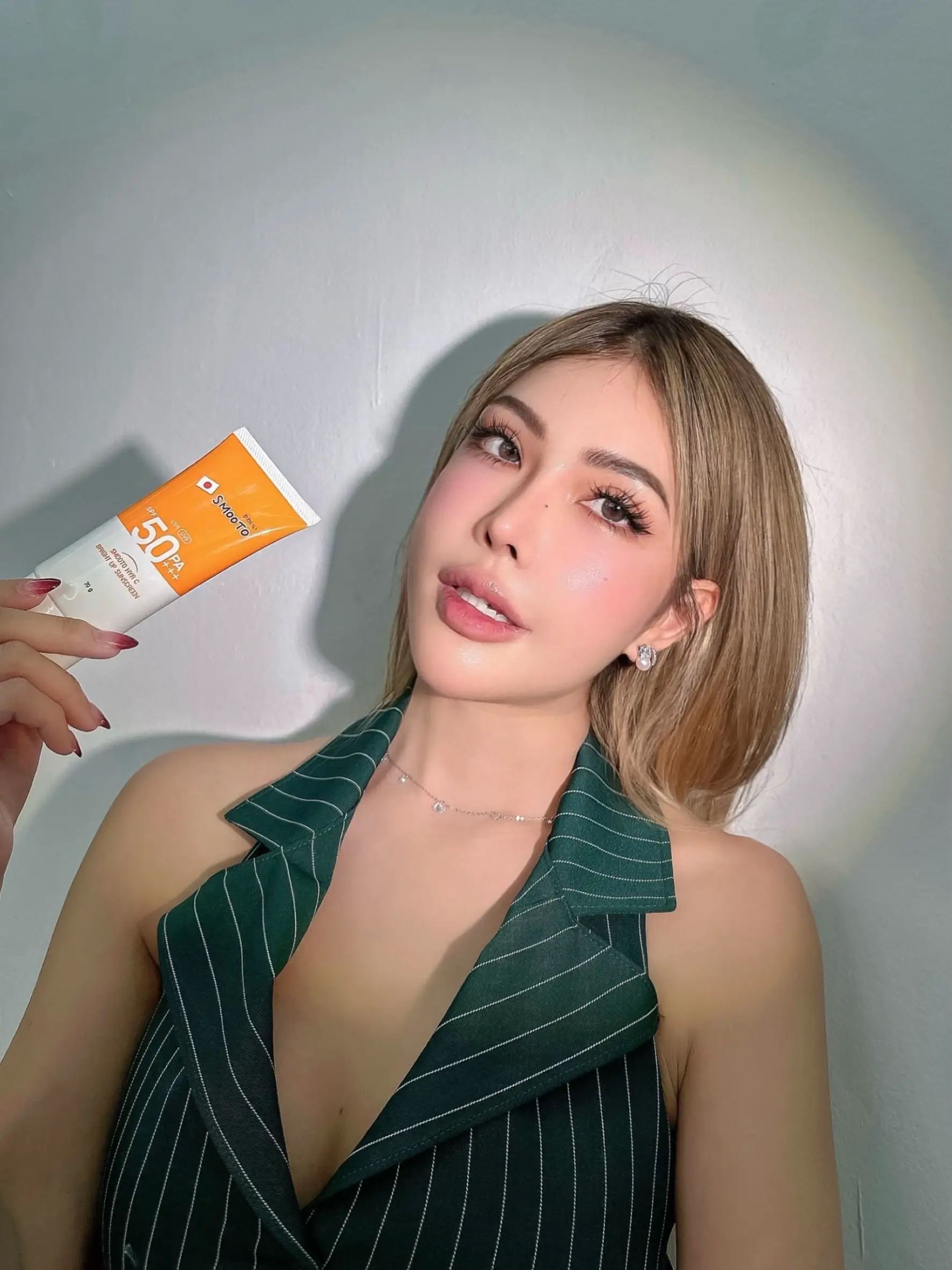 ครีมกันแดดถูกและดีใน 7-11 | แกลเลอรีที่โพสต์โดย •Dliareindeer | Lemon8