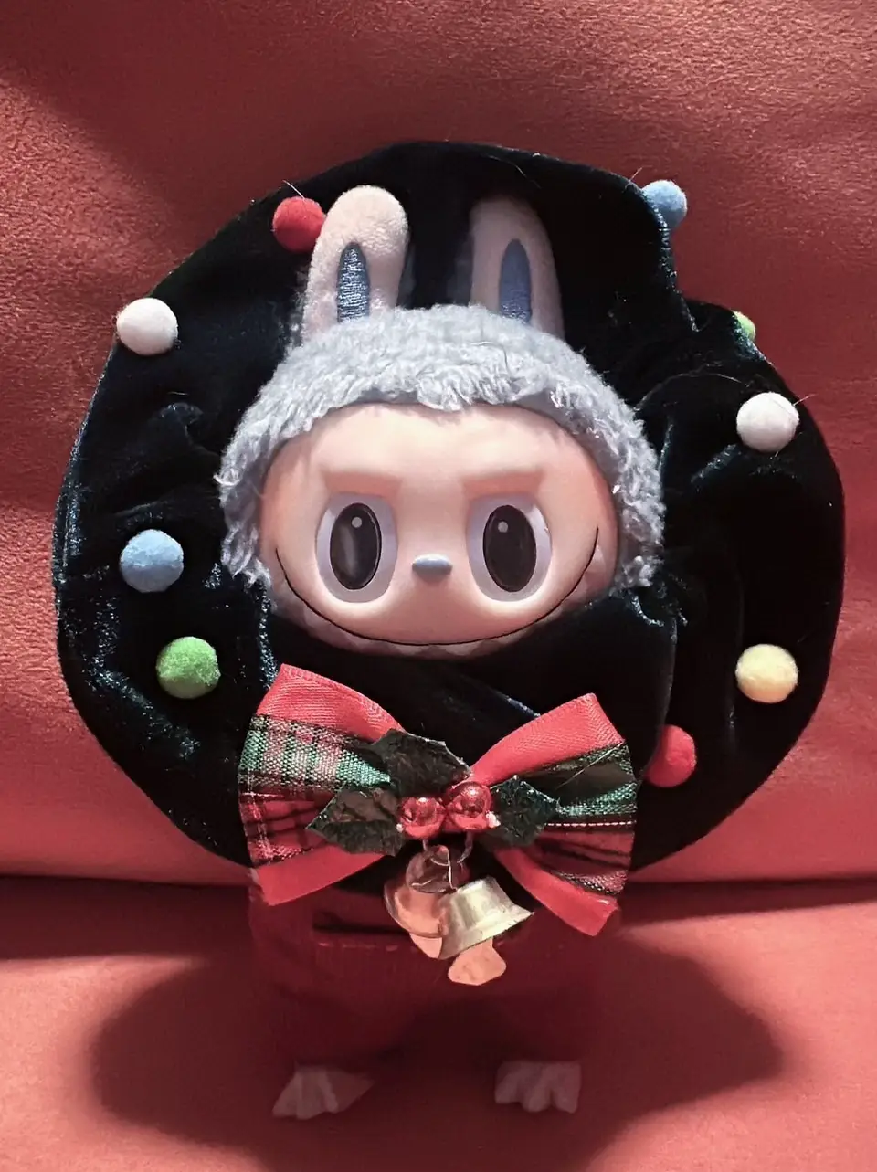 ตัดชุด LaBuBu เทศกาลข้ามปี | แกลเลอรีที่โพสต์โดย 24seven.365 | Lemon8