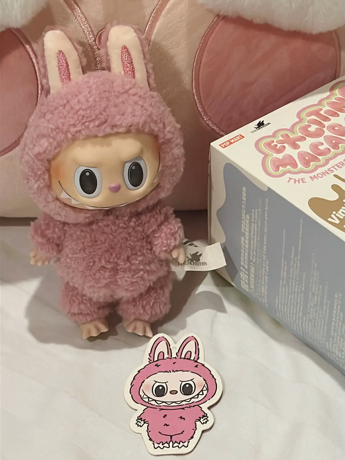 แกะกล่องน้อง Labubu ที่ทุกคนตามล่ากันทั่วประเทศ📦 | แกลเลอรีที่โพสต์โดย ...