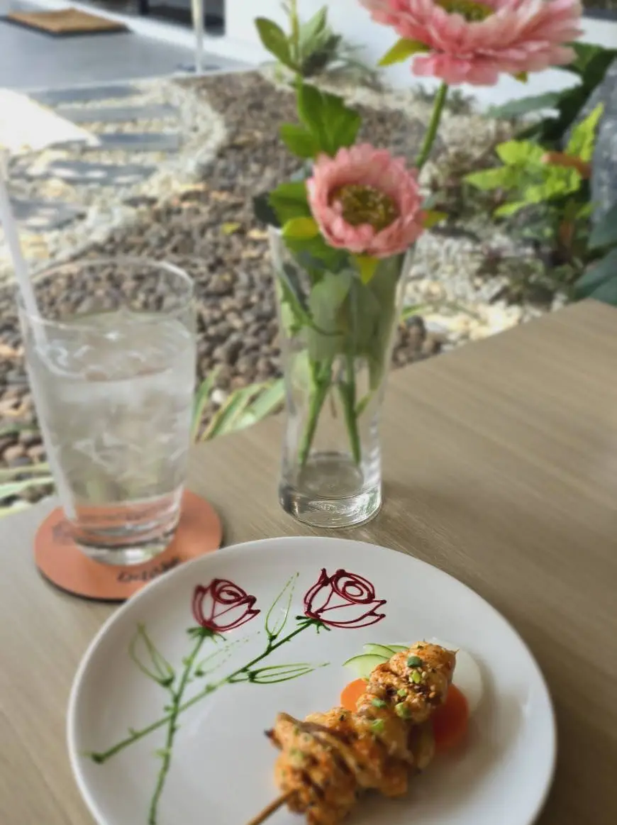 Thx u Delishe Cafe & Restro | แกลเลอรีที่โพสต์โดย Hachi_Mari | Lemon8