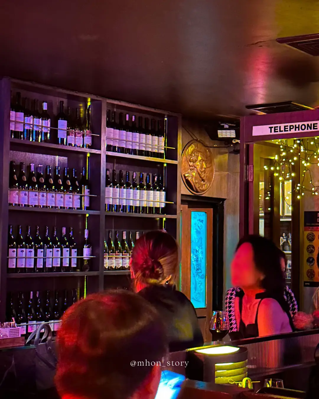 ONE FOR THE ROAD OFTRにインスパイアされたバー | mhon_storyが投稿したフォトブック | Lemon8