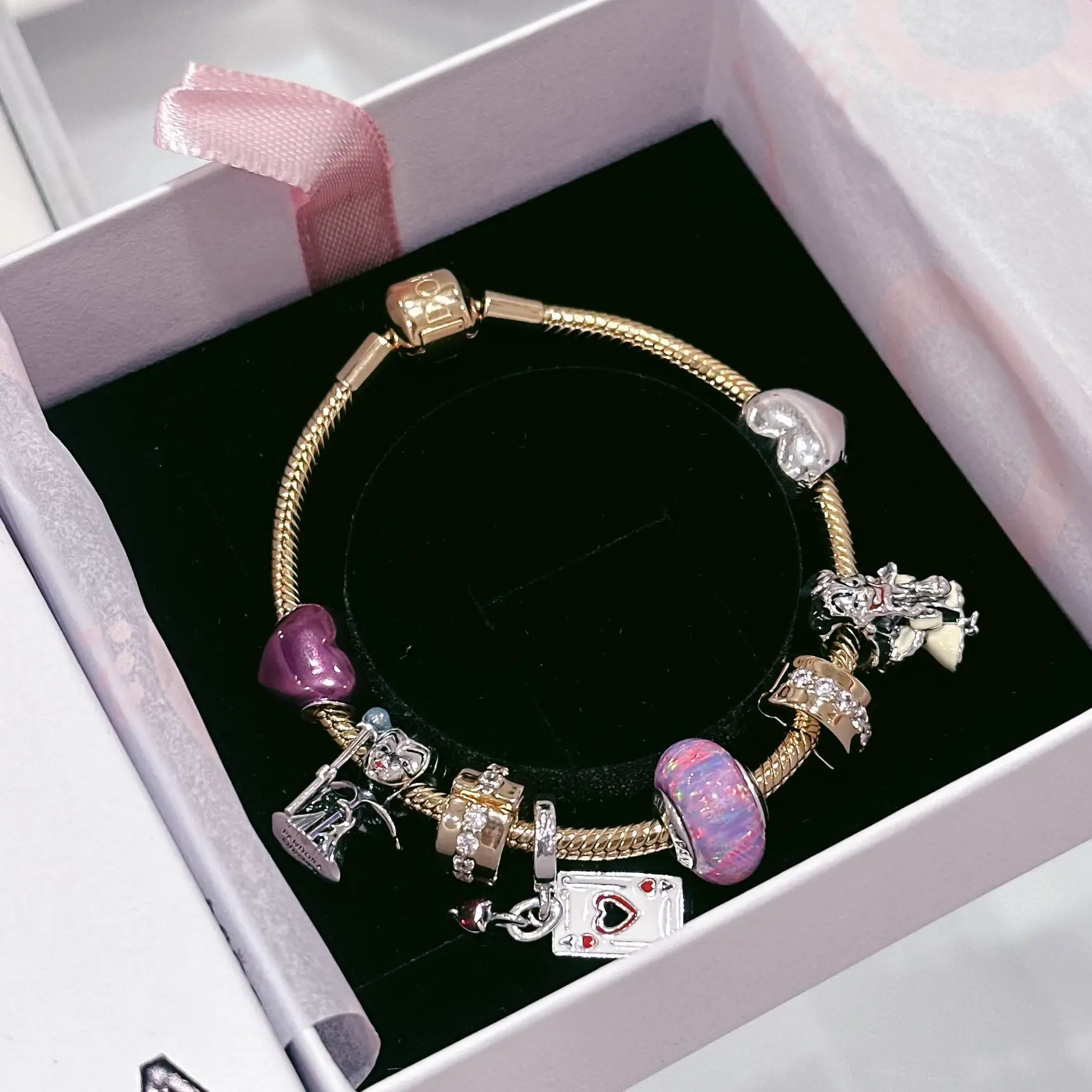 Disney x Pandora Villains 😈 สวยสุดดด | แกลเลอรีที่โพสต์โดย Disney ...