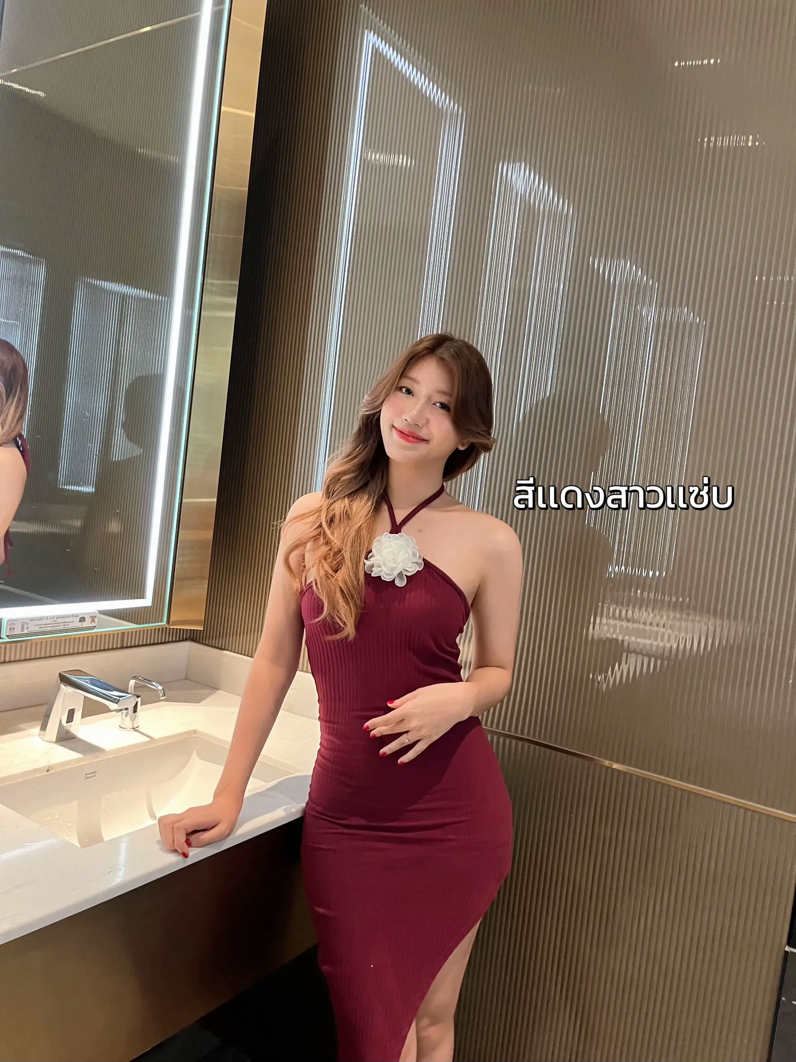 พิกัดชุดเดรส | แกลเลอรีที่โพสต์โดย Niji Voranan | Lemon8