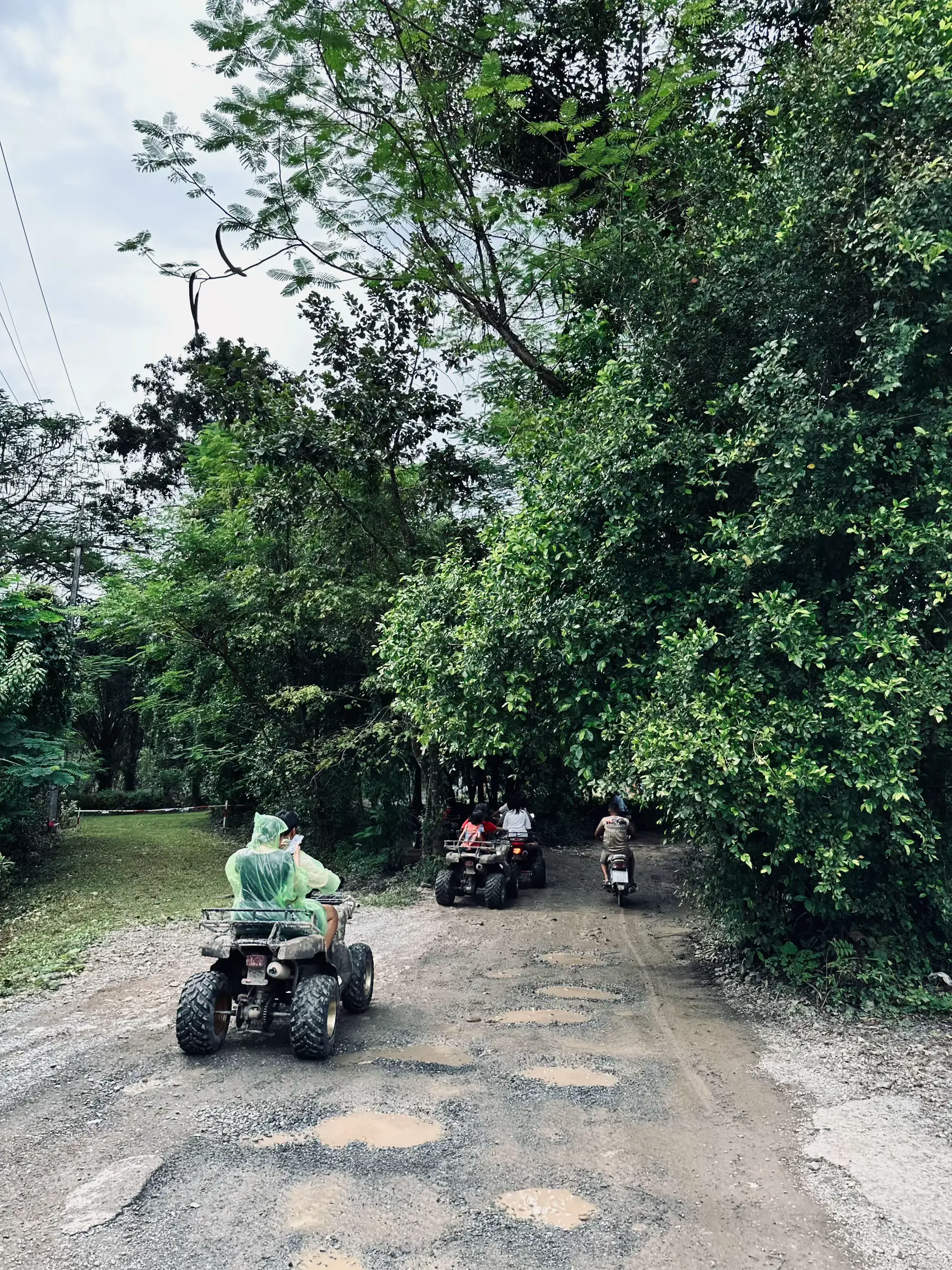 RATV Nakhon Nayok 🚘🌦️ | แกลเลอรีที่โพสต์โดย มีเธอไปด้วย 🐻 | Lemon8