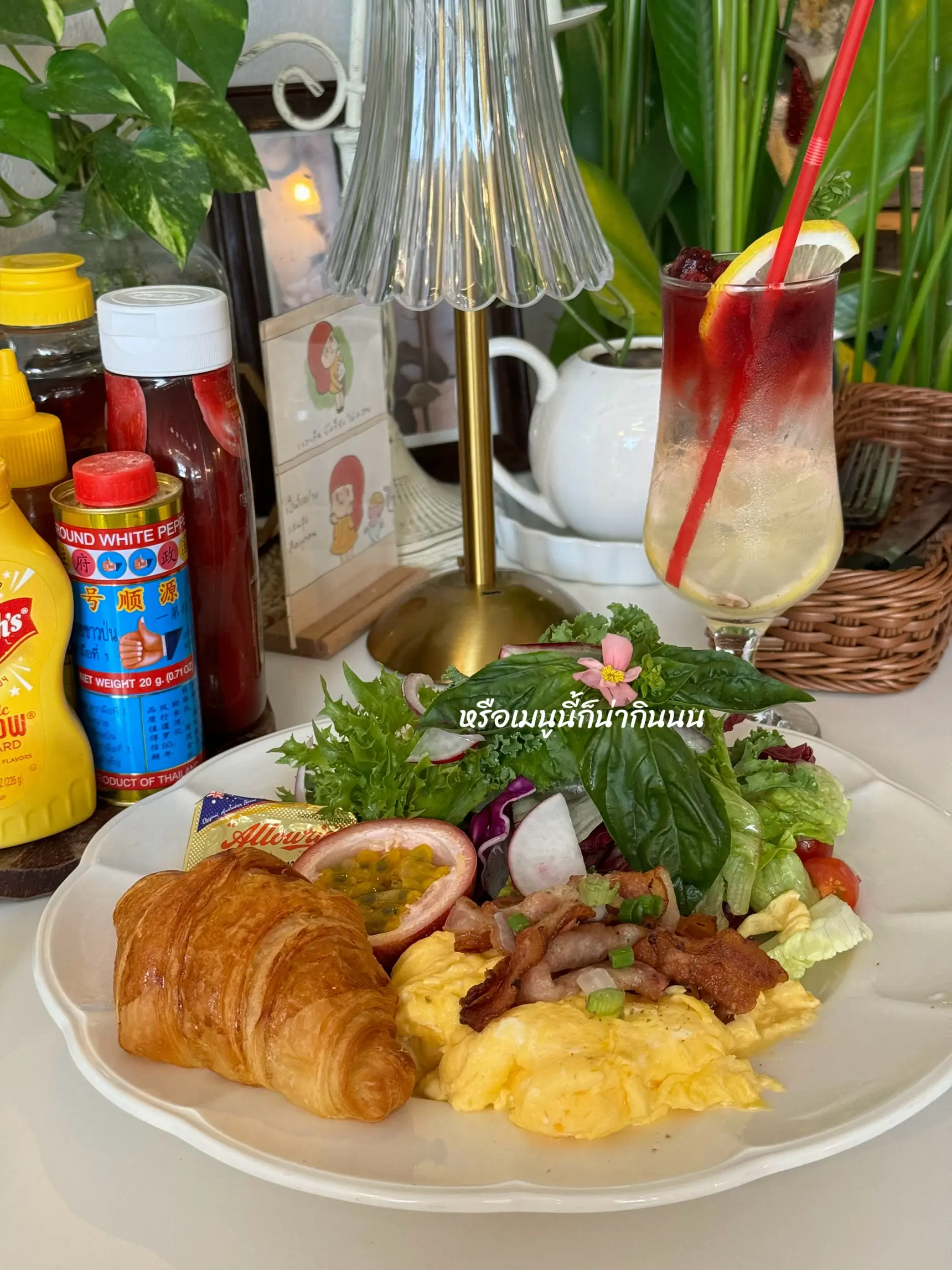 📍Sun Ray cafe ร้าน Bruch ในเชียงใหม่ที่ห้ามพลาด | แกลเลอรีที่โพสต์โดย ...