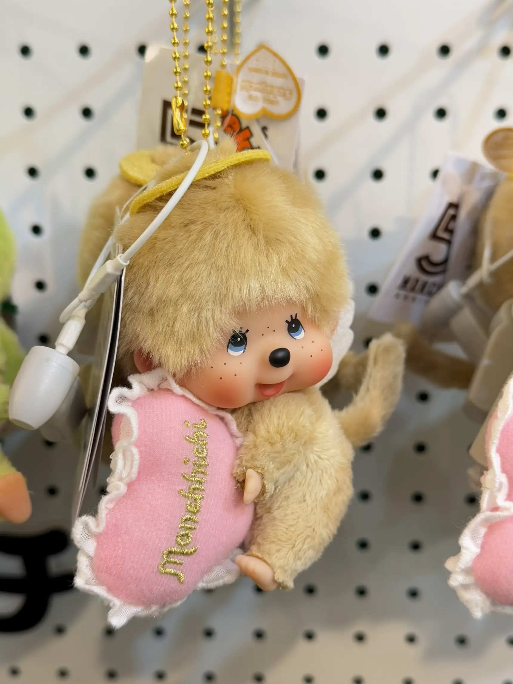 Monchhichi | ร้านในไทย | แกลเลอรีที่โพสต์โดย ป้ายยาเพลินๆ | Lemon8