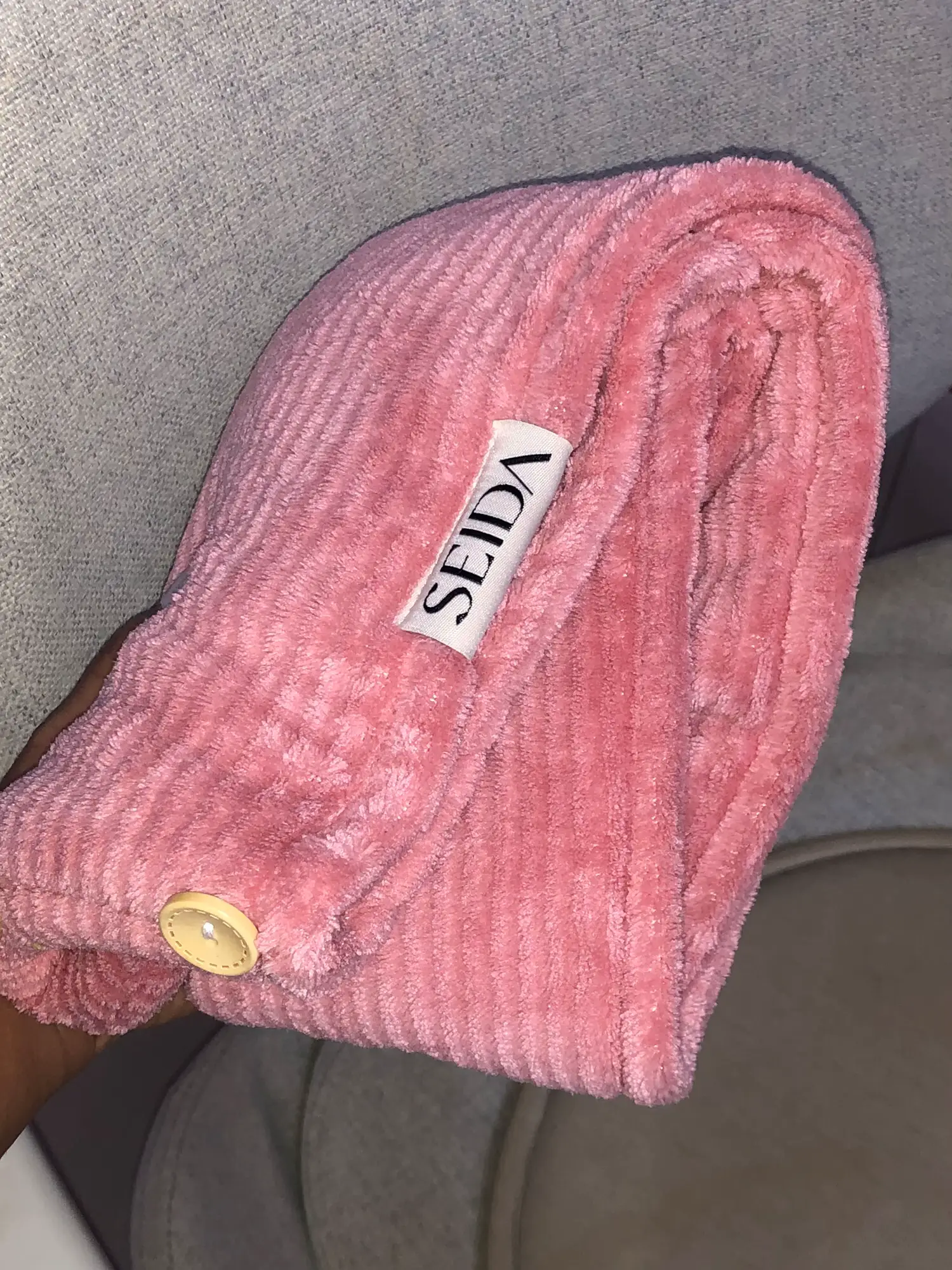 SEIDA | ผ้าเช็ดผม ฉบับคนขี้เกียจเป่าผม 🧖🏽‍♀️ | แกลเลอรีที่โพสต์โดย ...