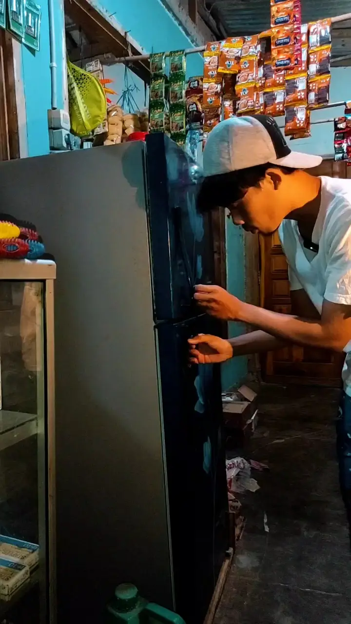 MAINAN PINTU KULKAS VERSI SUARA | Video dipublikasikan oleh DAM ...