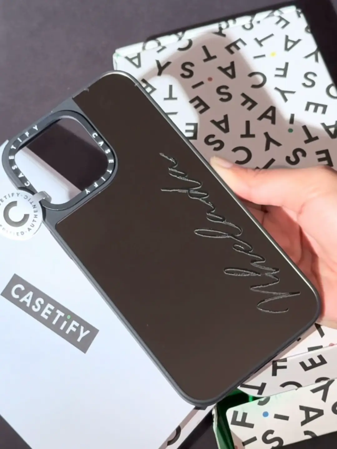 Unboxing CASETiFY Mirror Case🪞 | วิดีโอที่เผยแพร่โดย Nhelada Apy | Lemon8