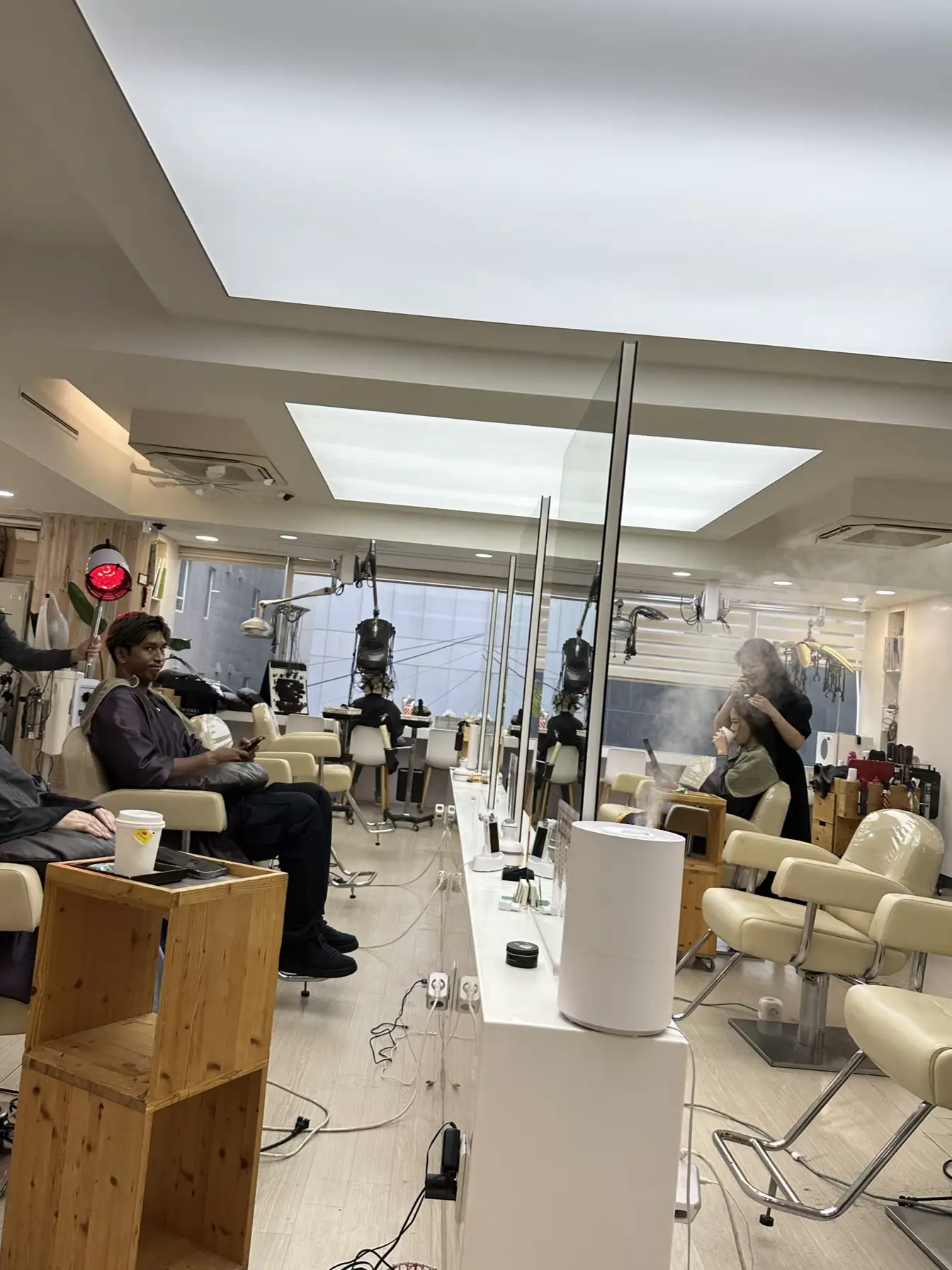 should I get my hair done in Seoul? 💆🏻‍♀️ | Gallery posted by mandalyn 🌸 | Lemon8