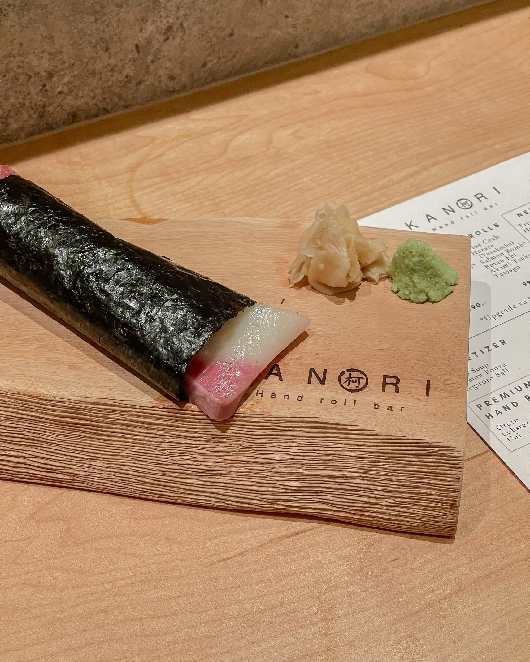 KanorihandrollAt Emquartier | แกลเลอรีที่โพสต์โดย Khunvee589 | Lemon8