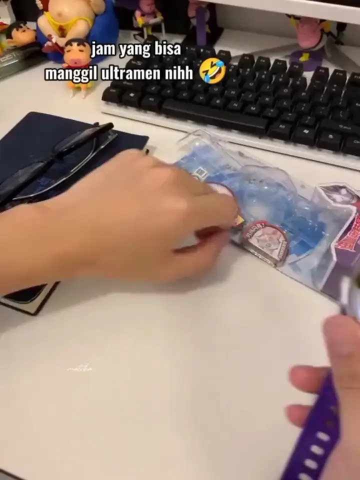 JAM ULTRAMEN | Video dipublikasikan oleh Barang unik | Lemon8