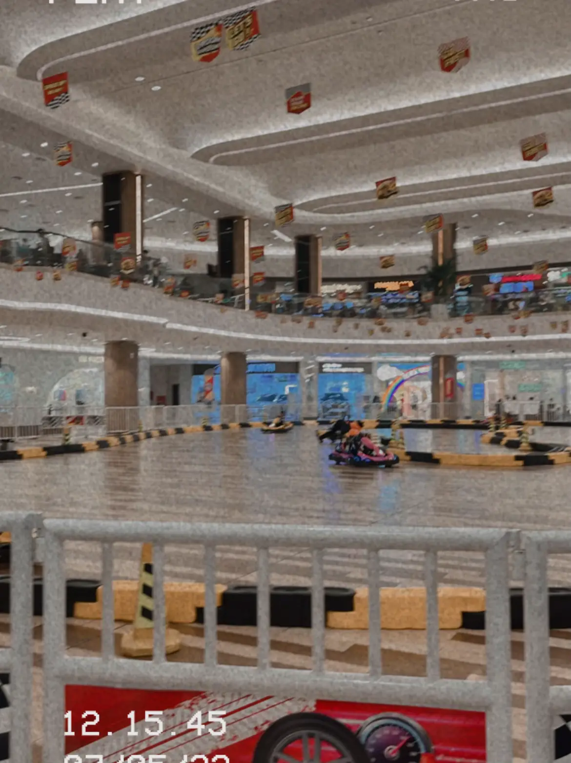 So happy-PIM is a large shopping complex located | Galeri disiarkan ...