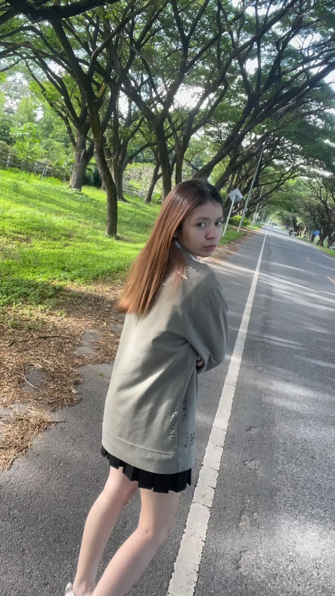 #เสื้อสเวตเตอร์ | วิดีโอที่เผยแพร่โดย Kik Intharakamh | Lemon8