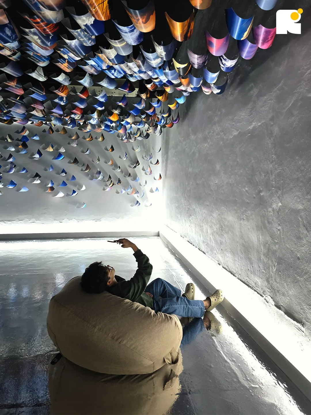 งาน Photo Installation ที่รวมท้อฃฟ้ากว่า 1,000 ภาพ | แกลเลอรีที่โพสต์ ...