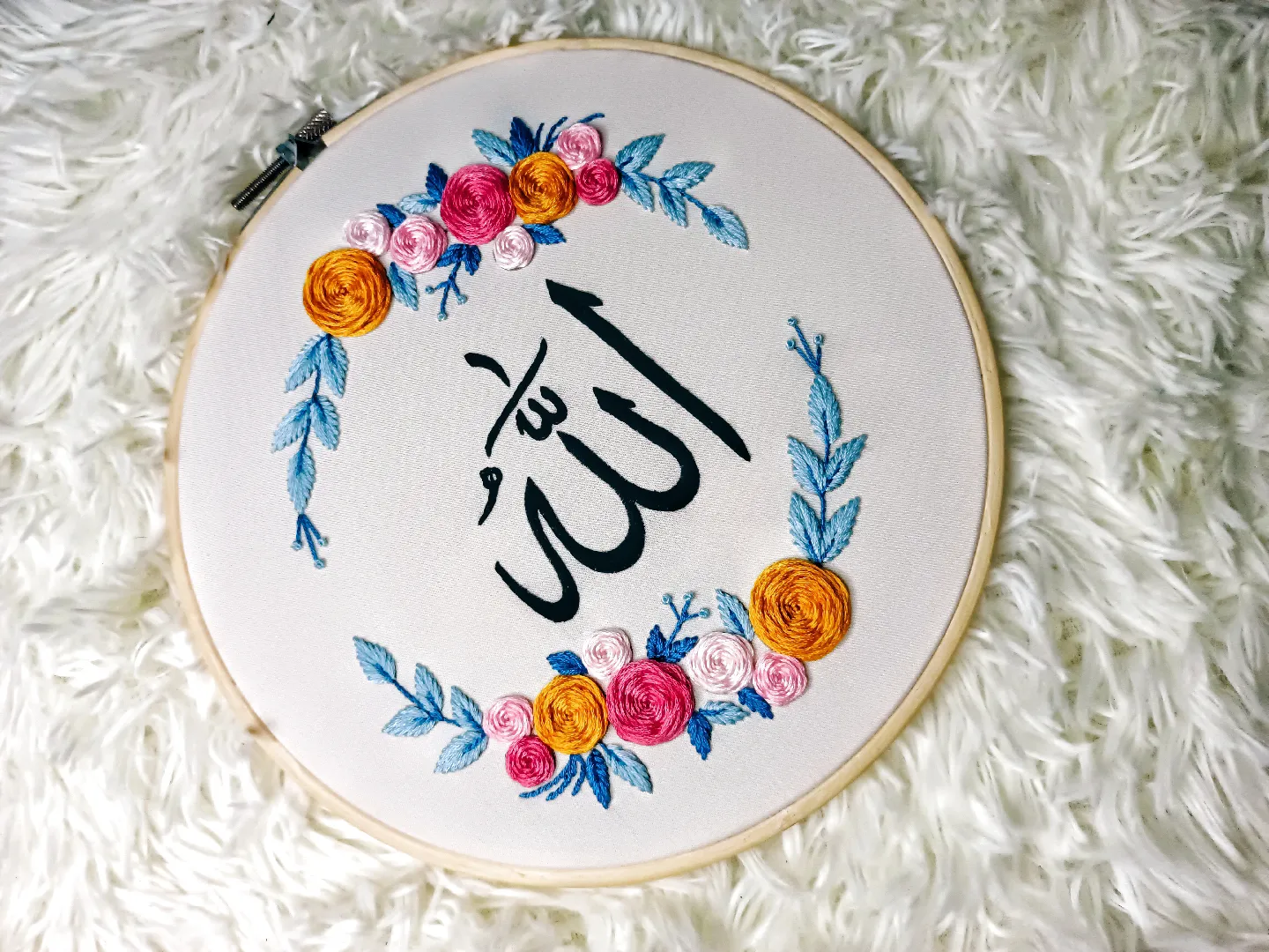 Calligraphy Embroidery 🪡 | Galeri disiarkan oleh TheCraftHouse | Lemon8