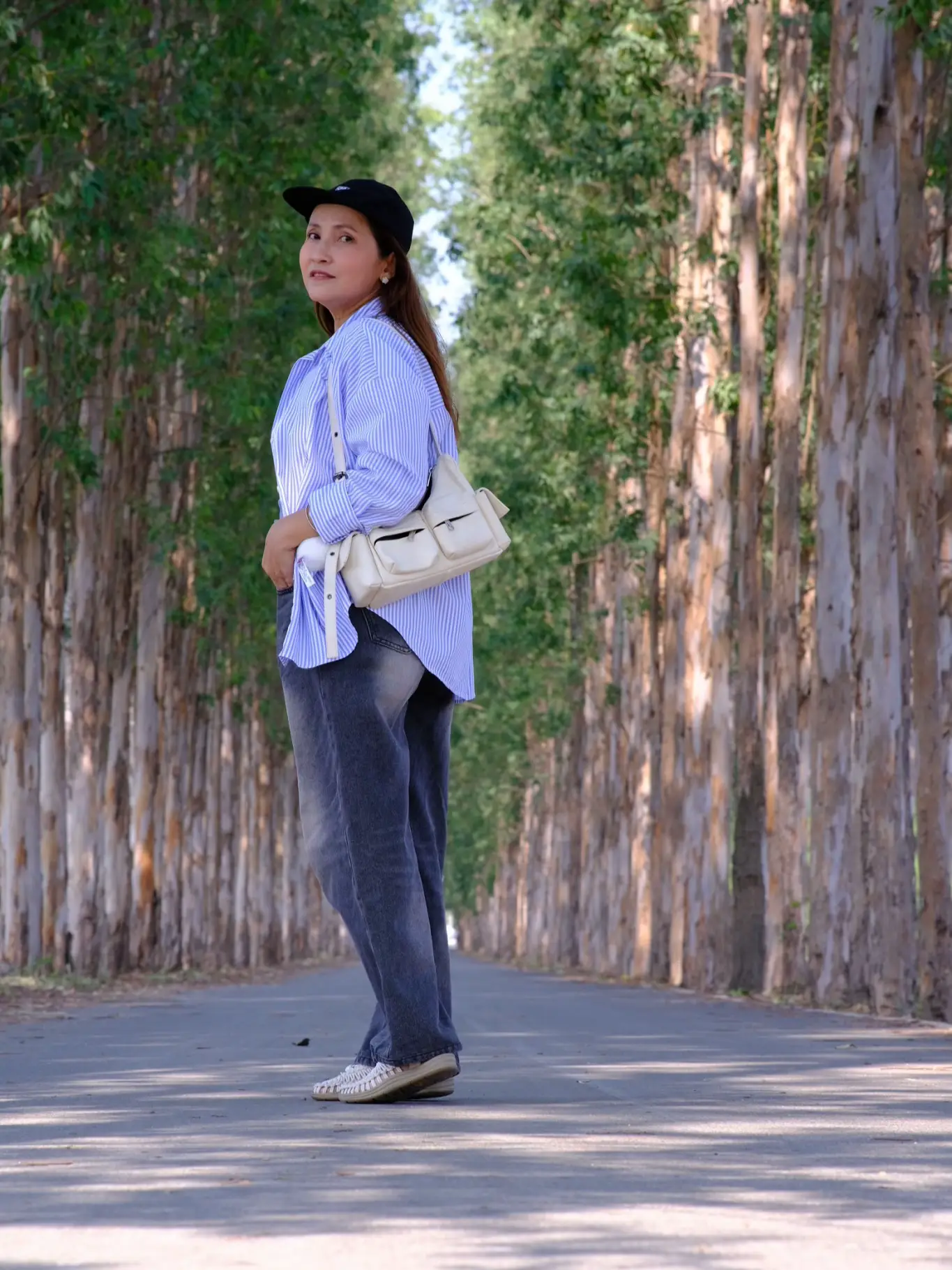 ถนนยูคาลิปตัสกำแพงแสน | แกลเลอรีที่โพสต์โดย Onuma Thaisom | Lemon8