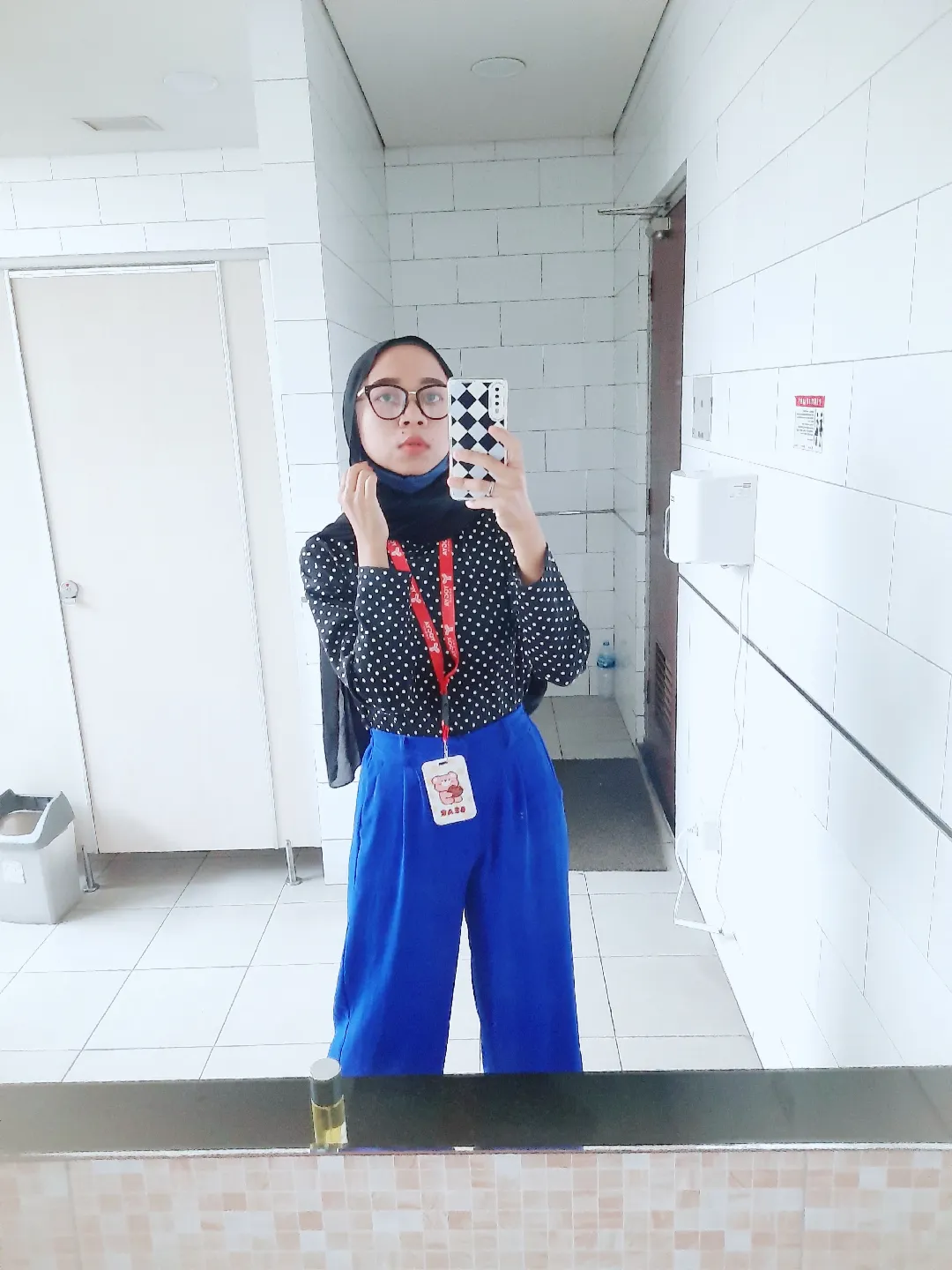 OOTD Blue Electric Pant | Gallery posted by Mamanda | Lemon8