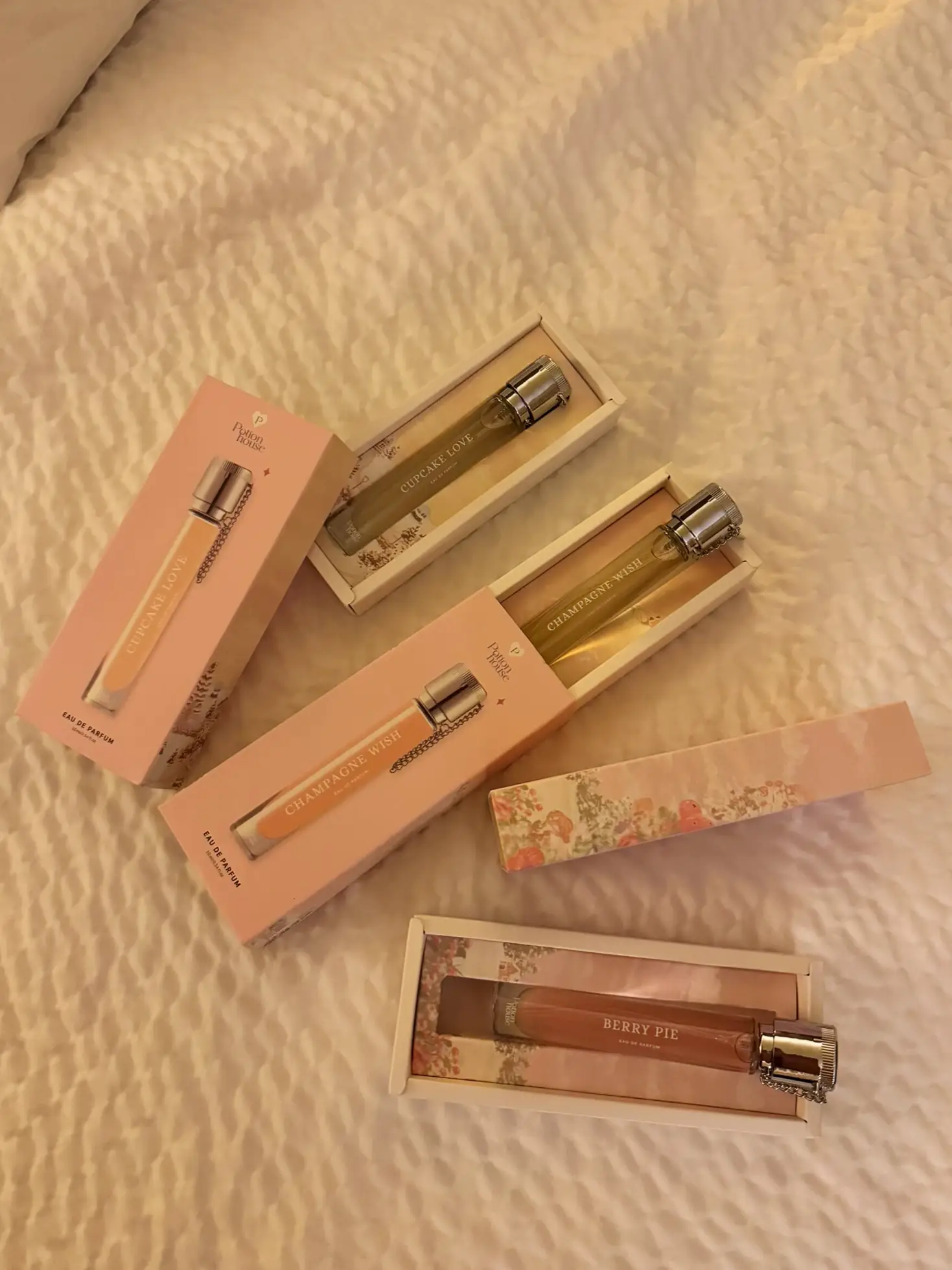 Potion House, the famous perfume in the Oct.! 🔮 | Gallery posted by ...