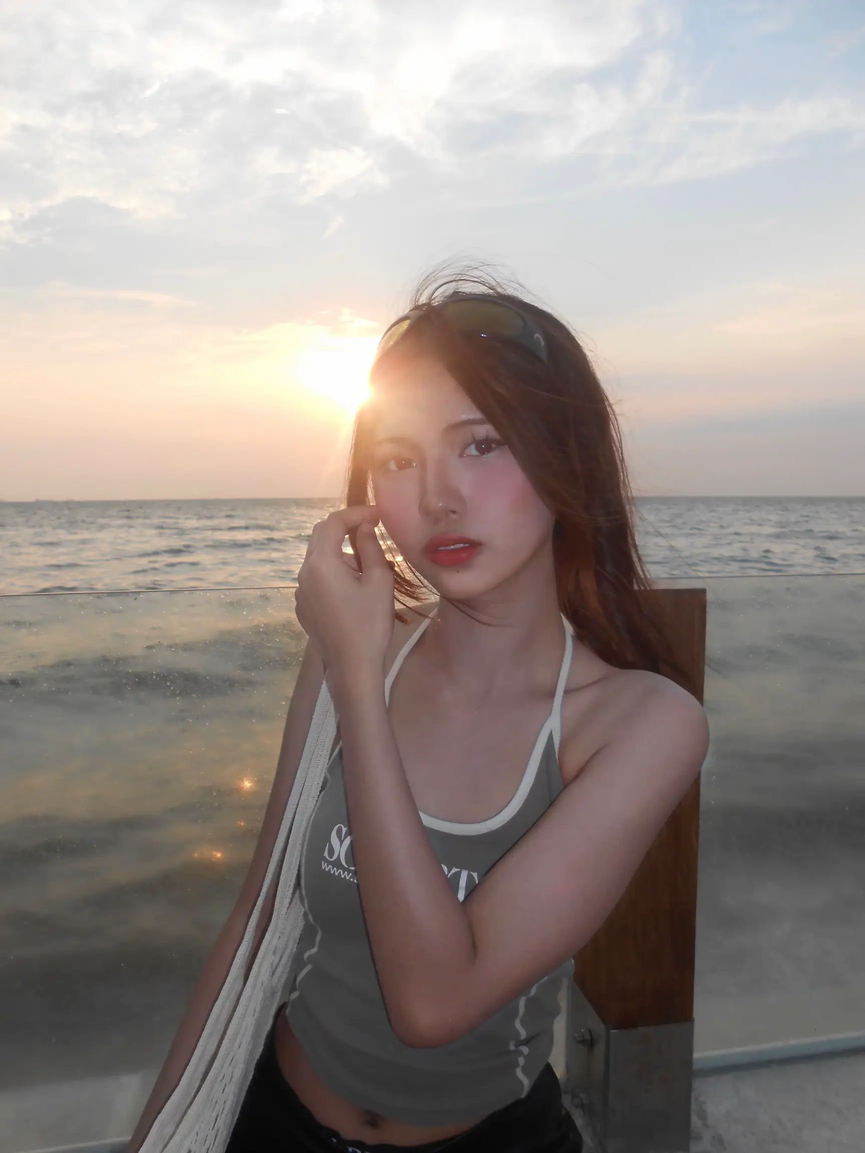 Badasga Beach พิกัดใหม่ คาเฟ่บางแสน🏖️ | แกลเลอรีที่โพสต์โดย fs | Lemon8