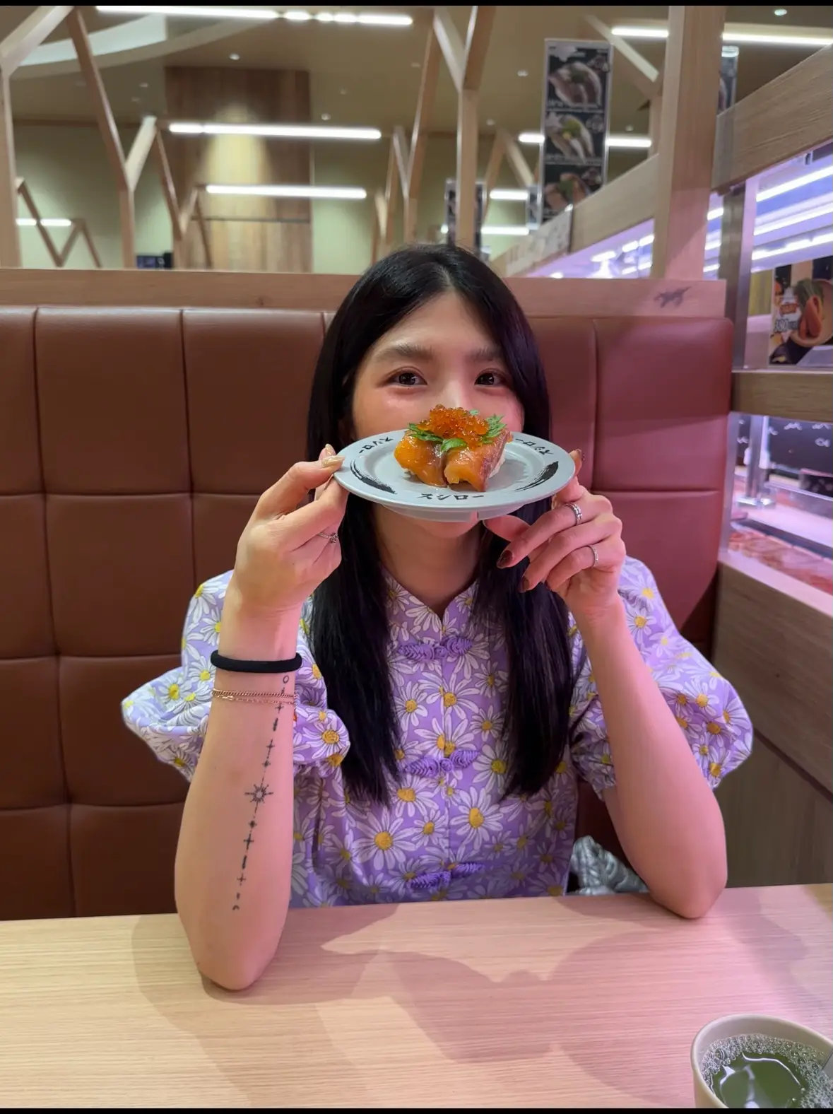 รวม 5 จานแดงในดวงใจ SUSHIRO ไปกี่ทีเป็นต้องโดน!! 🍣🇯🇵 | แกลเลอรีที่โพสต์โดย CousCousAtelier | Lemon8