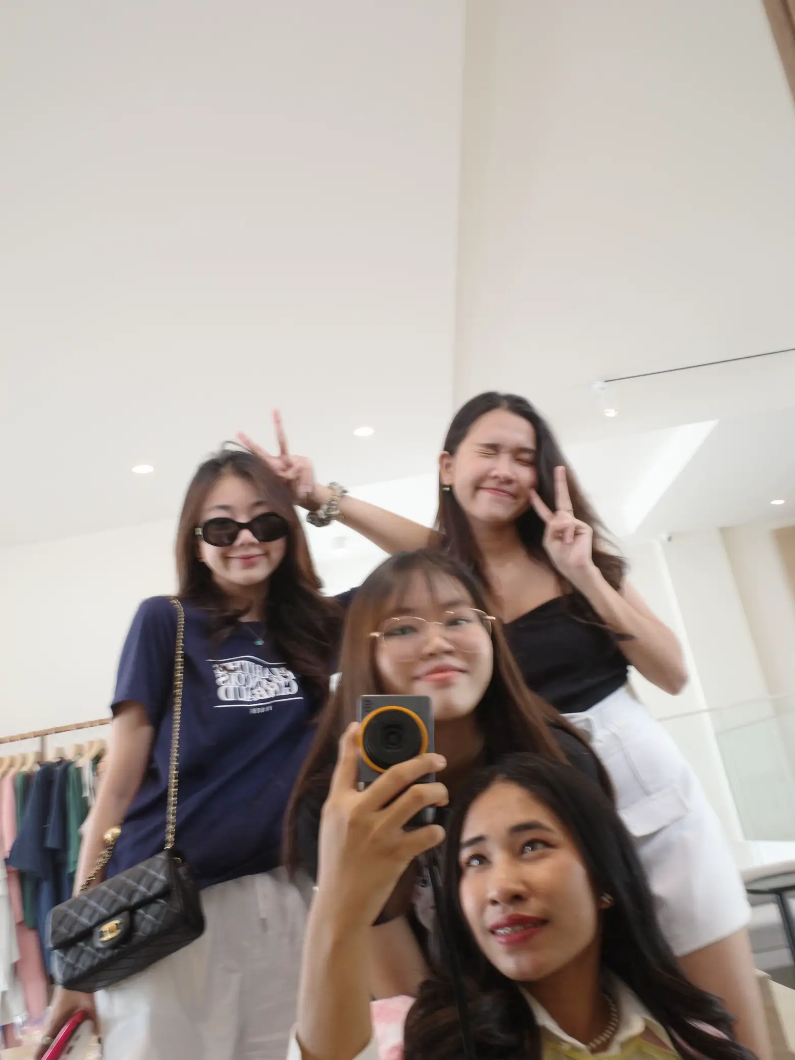 MARITHE | แกลเลอรีที่โพสต์โดย Poope | Lemon8