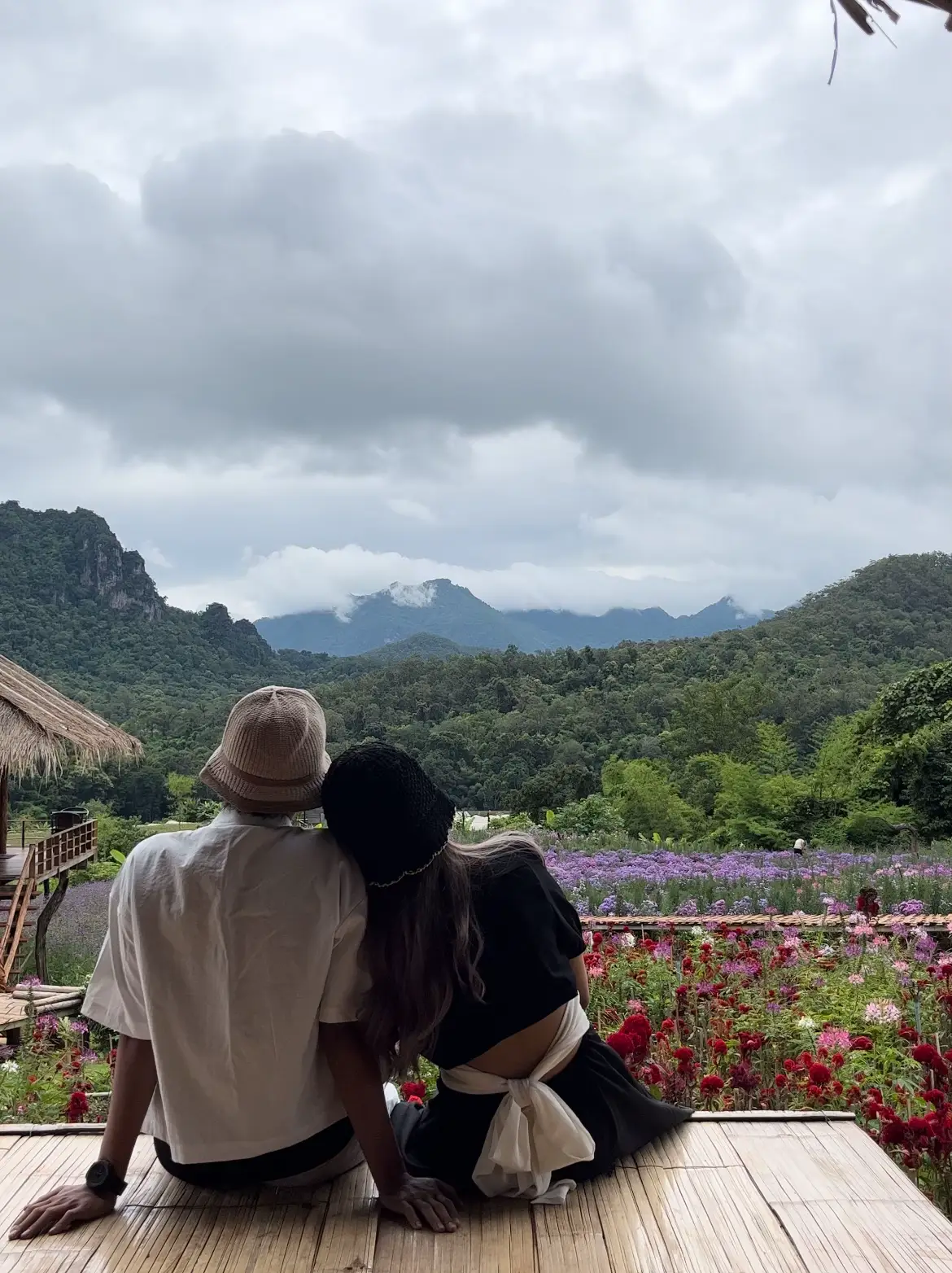 เชียงดาวไร่ภูผาหมวกฤดูฝน ⛰️🌧️ | แกลเลอรีที่โพสต์โดย Orakarn. | Lemon8