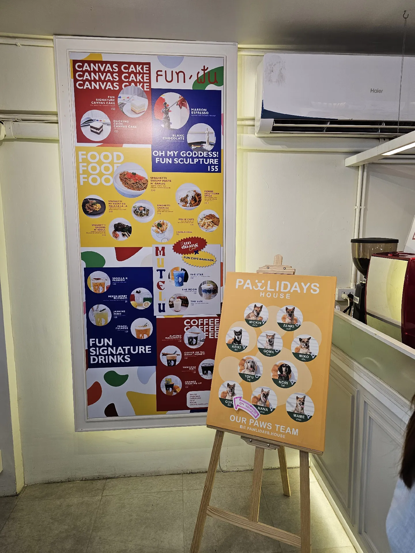 คาเฟ่ระบายสี ใกล้ mrt >> fun cafe bangkok | แกลเลอรีที่โพสต์โดย เบลจิรีวิว | Lemon8