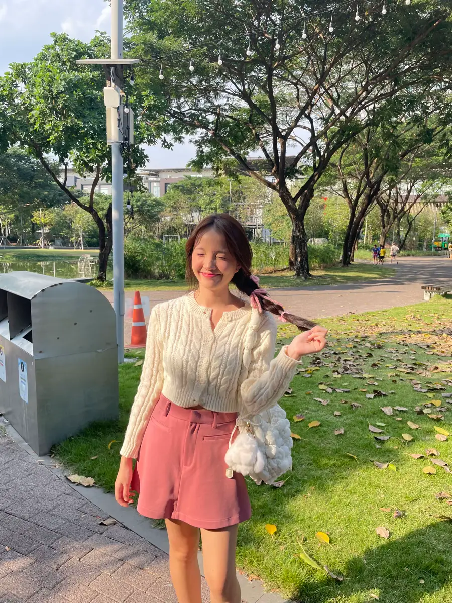 OOTD | แต่งตัวตามสีซอง SUNSU x PiXXiE กัน!! 🍑🍓 | แกลเลอรีที่โพสต์โดย mp | Lemon8